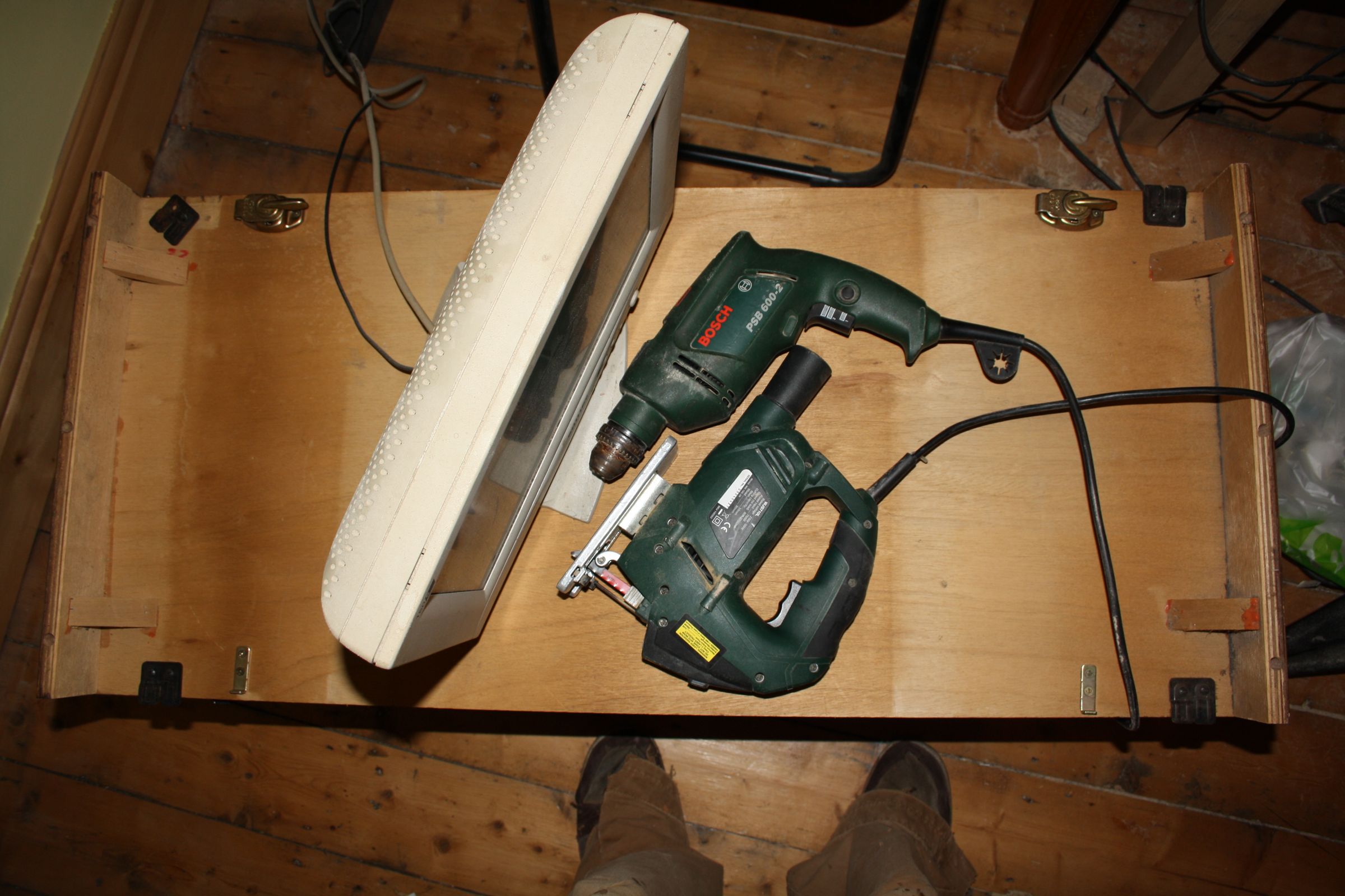 Table-Top Scissors | the Cutting Edge of Technology! : 17 Steps (with ...