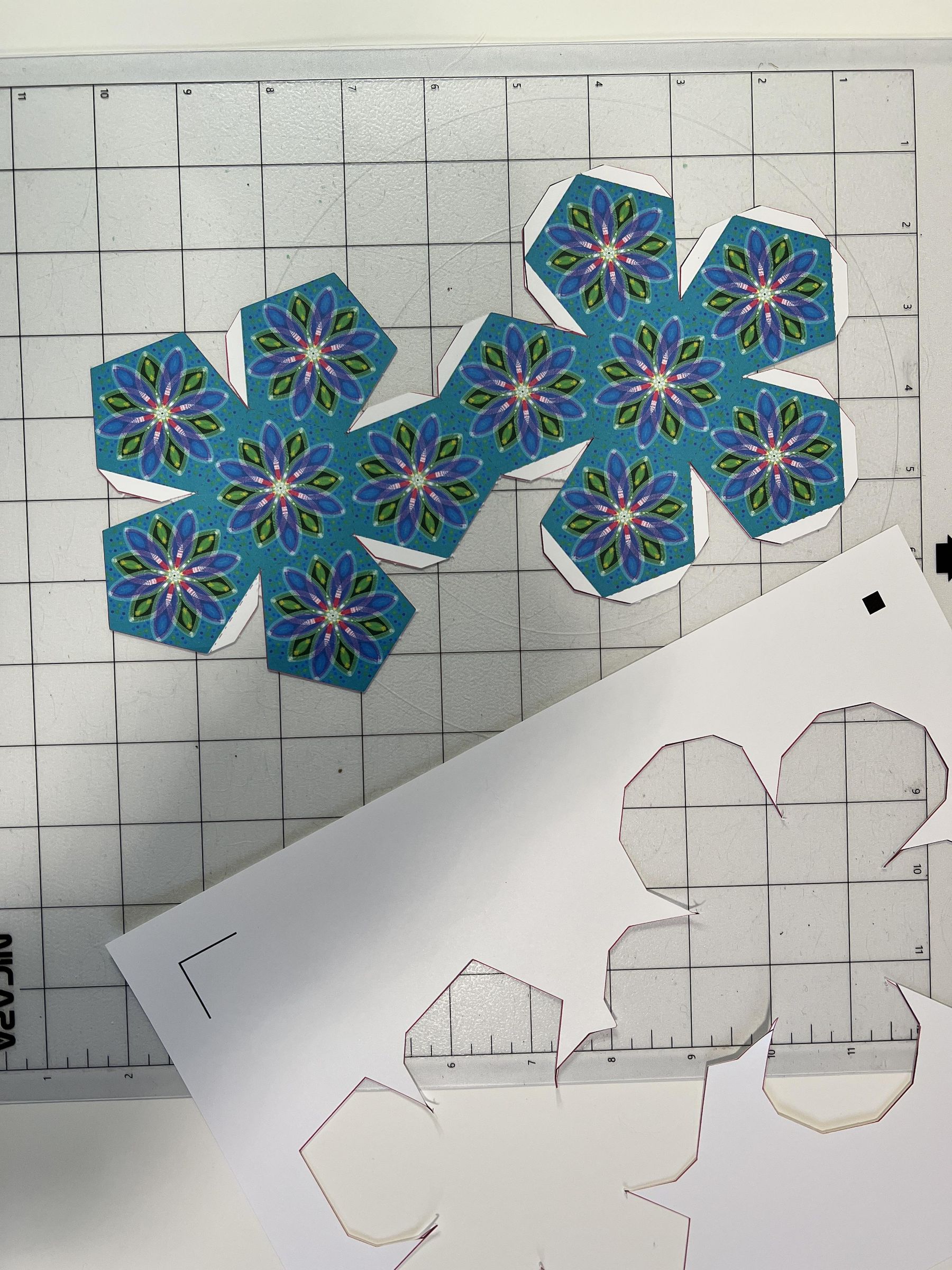 Ornamental Mathmatics - Using Math to Make Art : 6 Steps (with Pictures) - Instructables