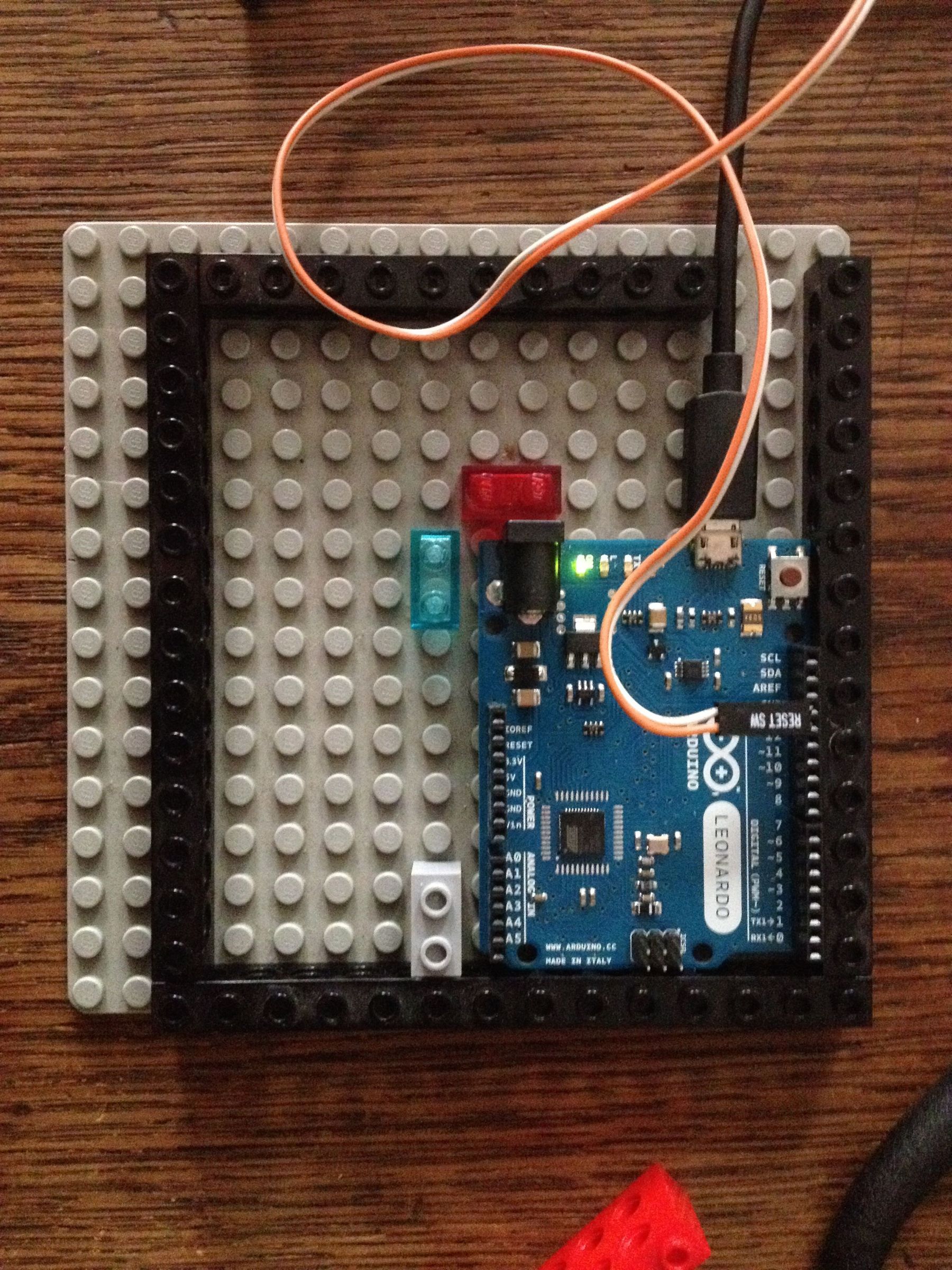 Twitter Monitoring Toy Built With LEGO & Arduino : 6 Steps - Instructables