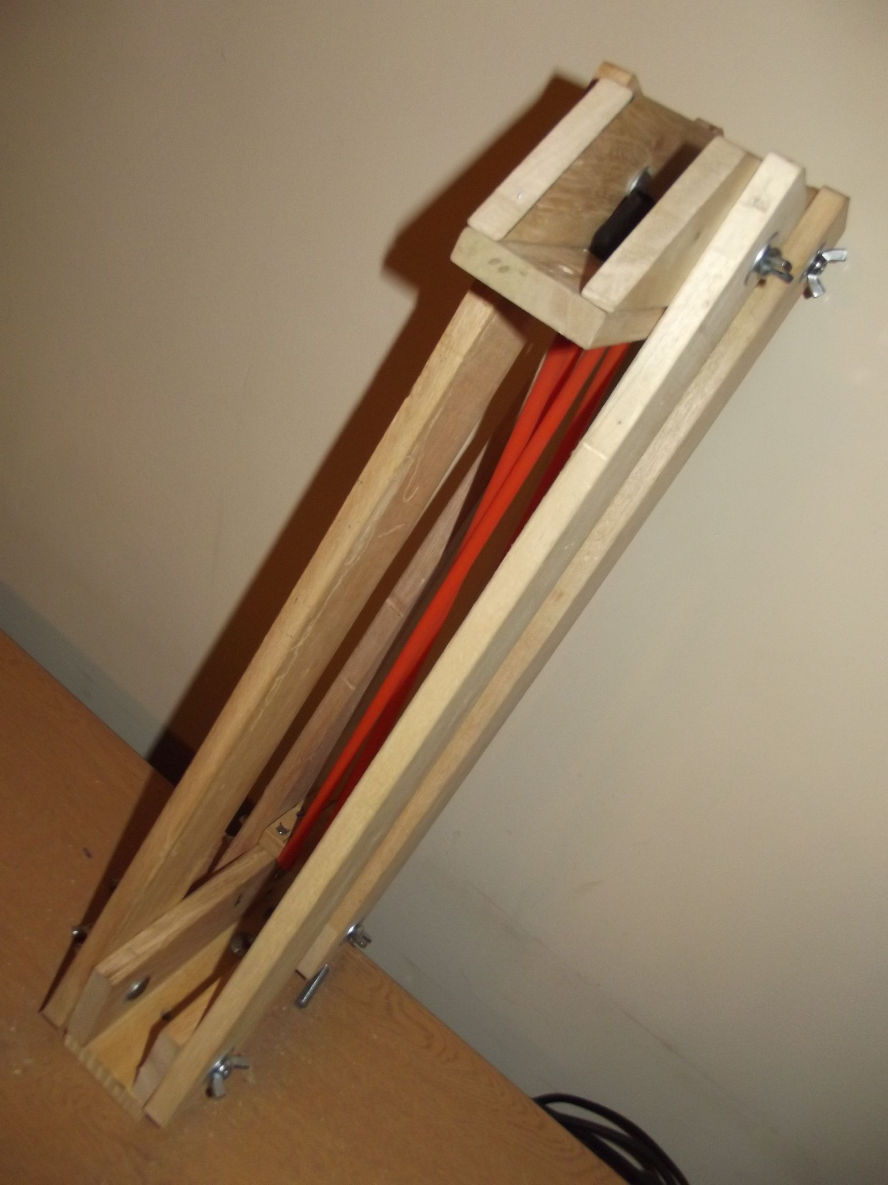 Varifocal Triple Monitor Stand : 10 Steps (with Pictures) - Instructables