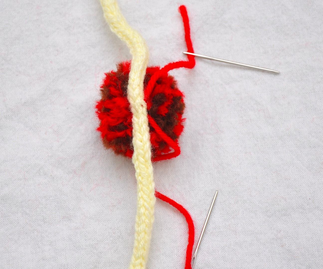 Spaghetti and Meatball Knit Scarf : 9 Steps (with Pictures) - Instructables