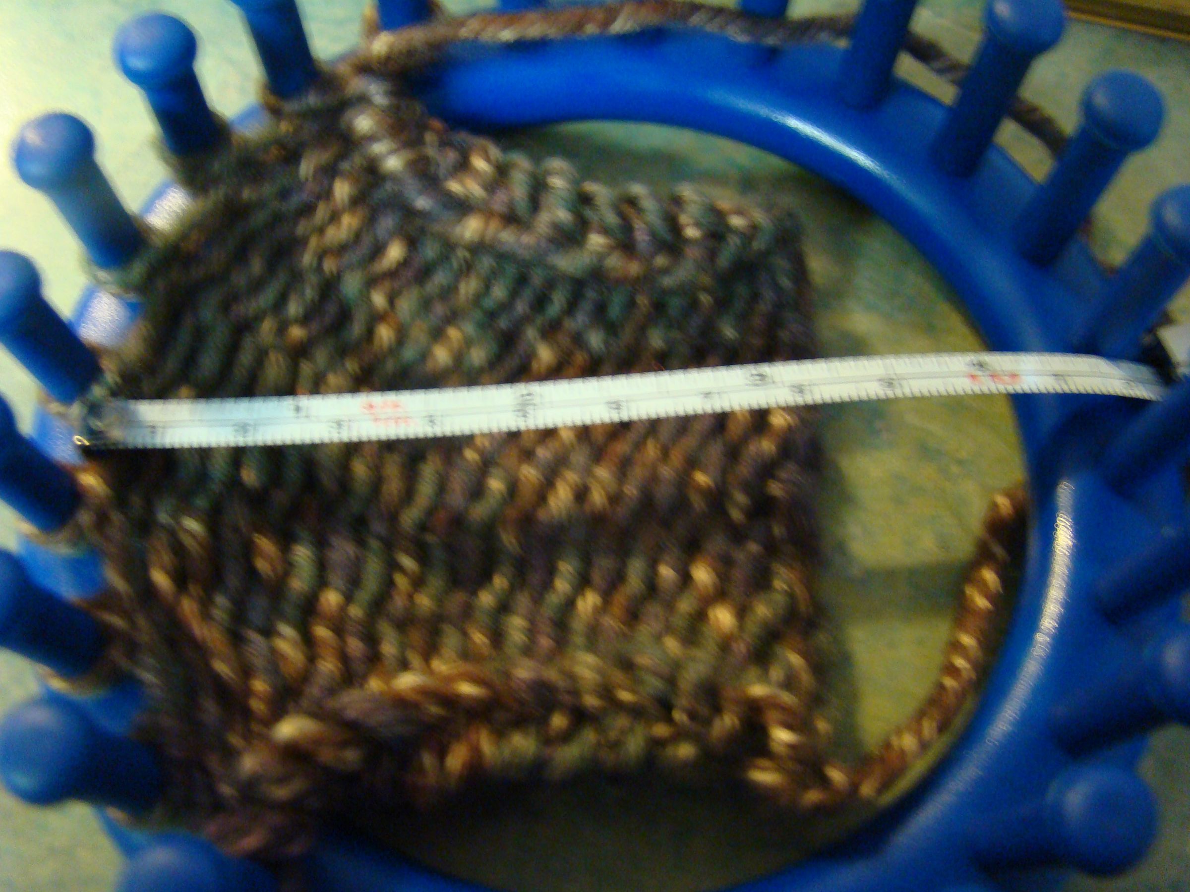 How to Make Warm Mittens Using a Round Loom : 22 Steps - Instructables