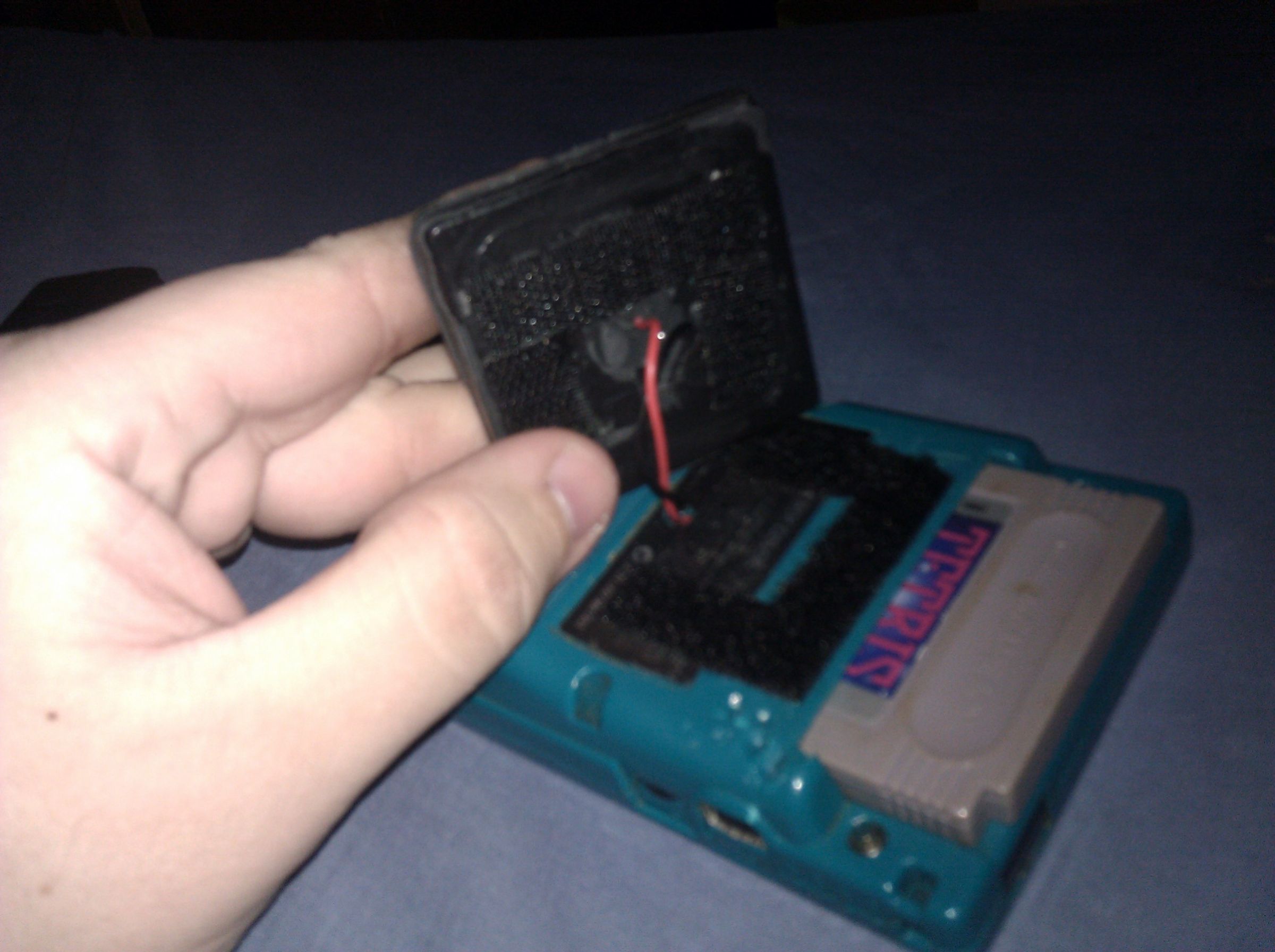 Solar Power Your Gameboy Color (updated) : 9 Steps - Instructables