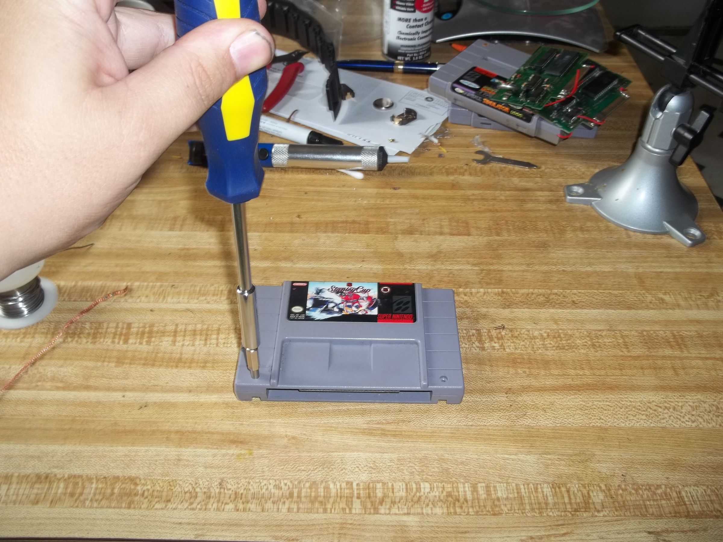 Replacing a CR2032 Snes Cart Battery : 5 Steps (with Pictures ...