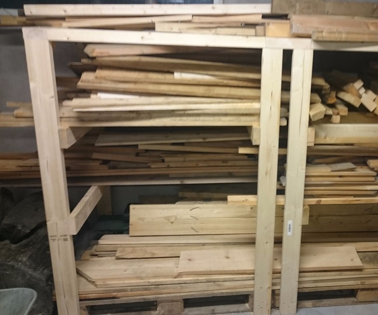 Wood Rack From 2x4" : 6 Steps - Instructables