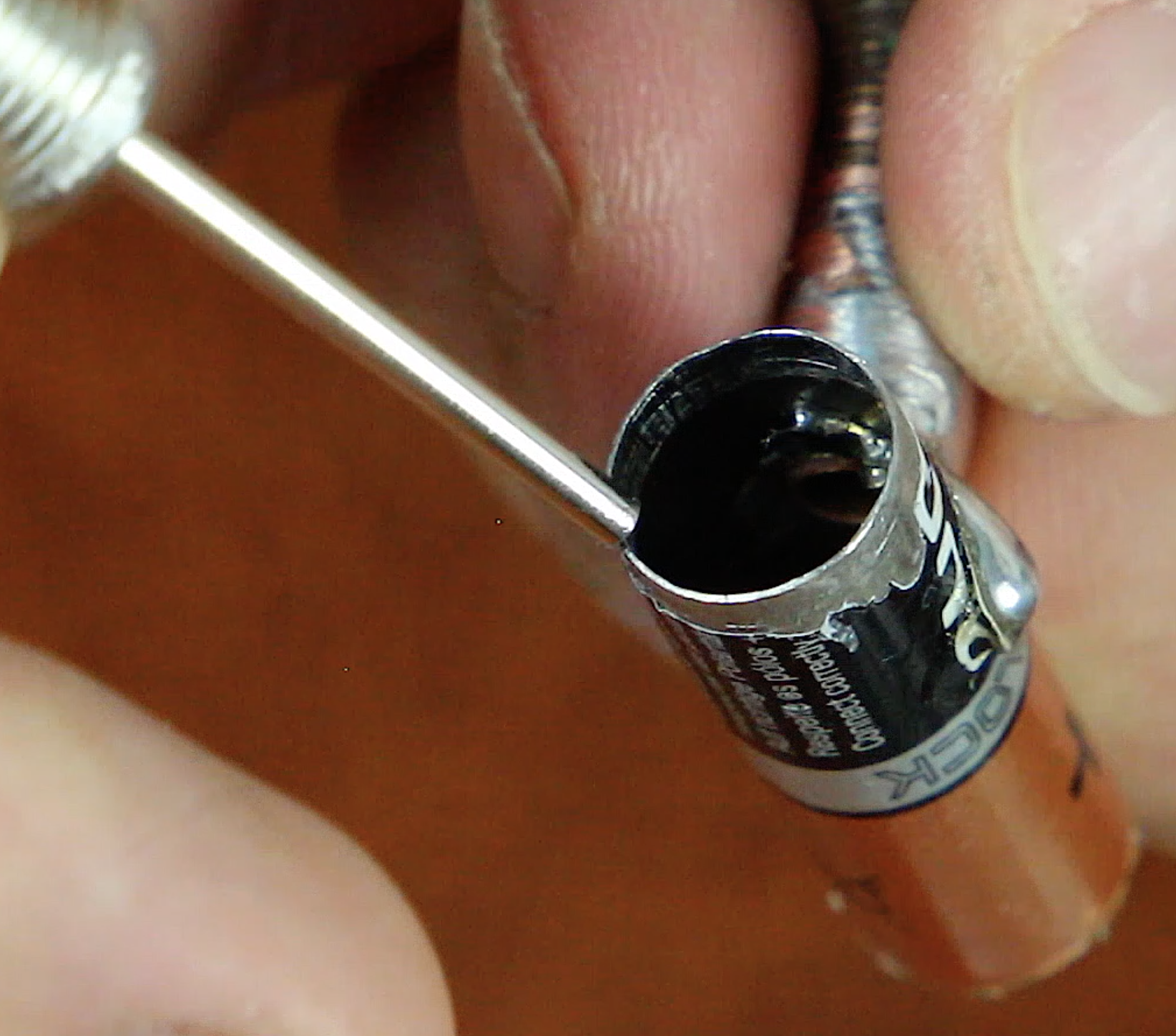 AAA Battery Burner Flame 3560 Fahrenheit : 10 Steps - Instructables