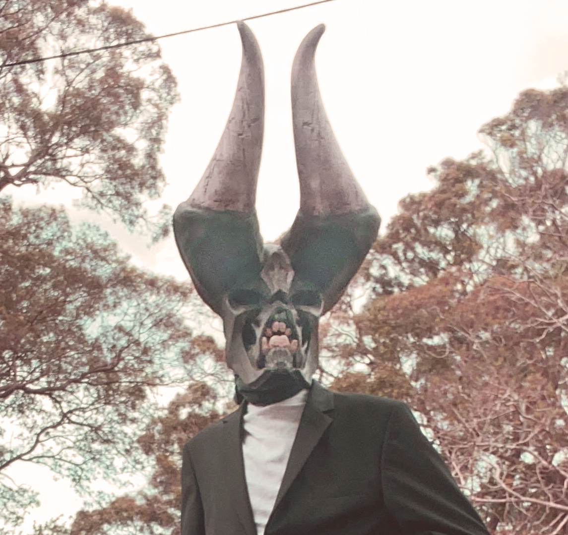 Monster Mask (Meter Tall) : 22 Steps (with Pictures) - Instructables