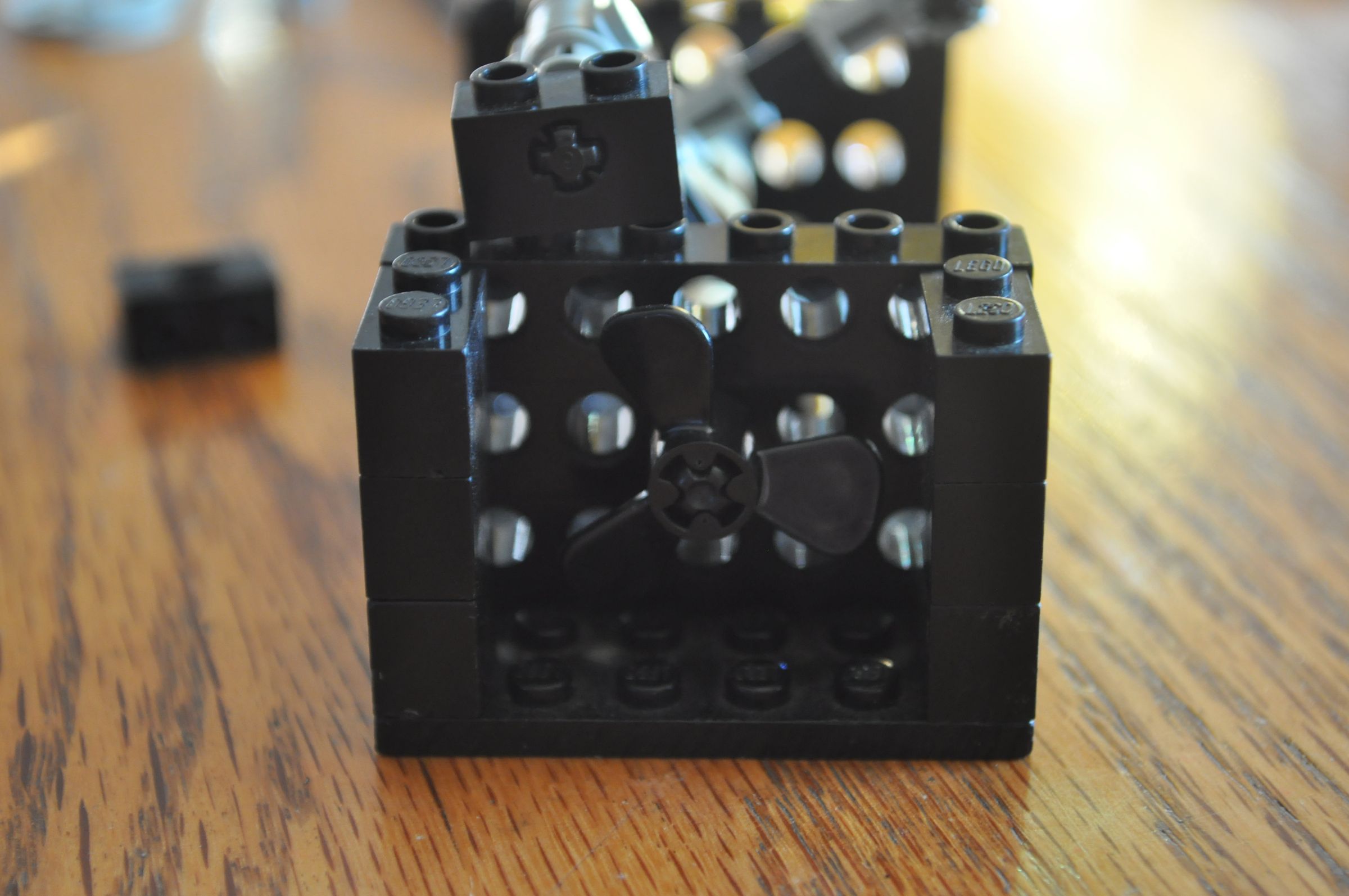 Lego Car With Spinning Engine : 17 Steps - Instructables