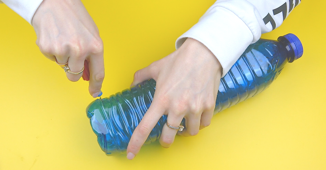 How to Make Very Easy and Beautiful Plastic Bottle Flower : 5 Steps ...