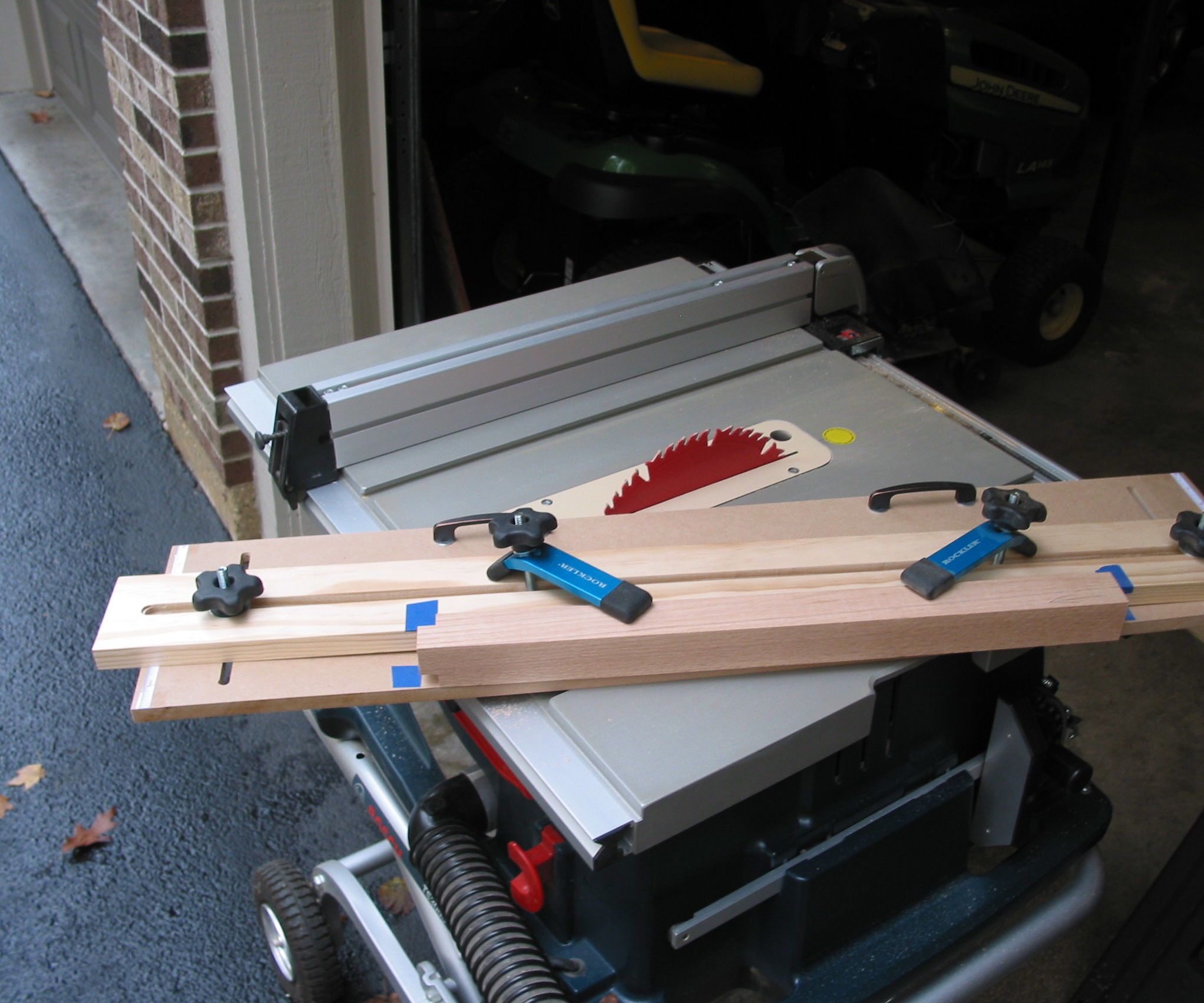 How to Make a Taper Jig on the Cheap : 3 Steps (with Pictures ...