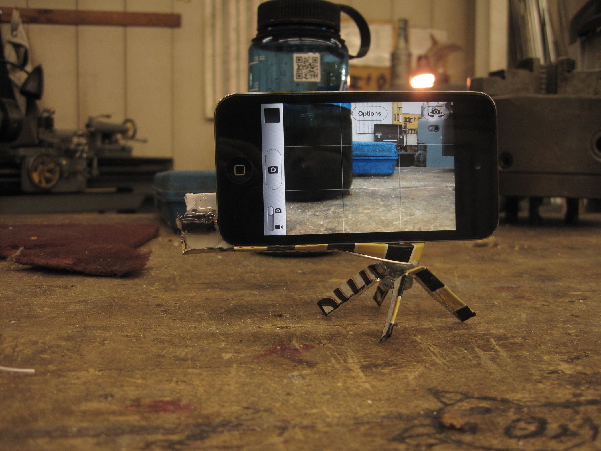 Curiously Strong Tripod Mount for IPod Touch 4+ : 21 Steps (with ...