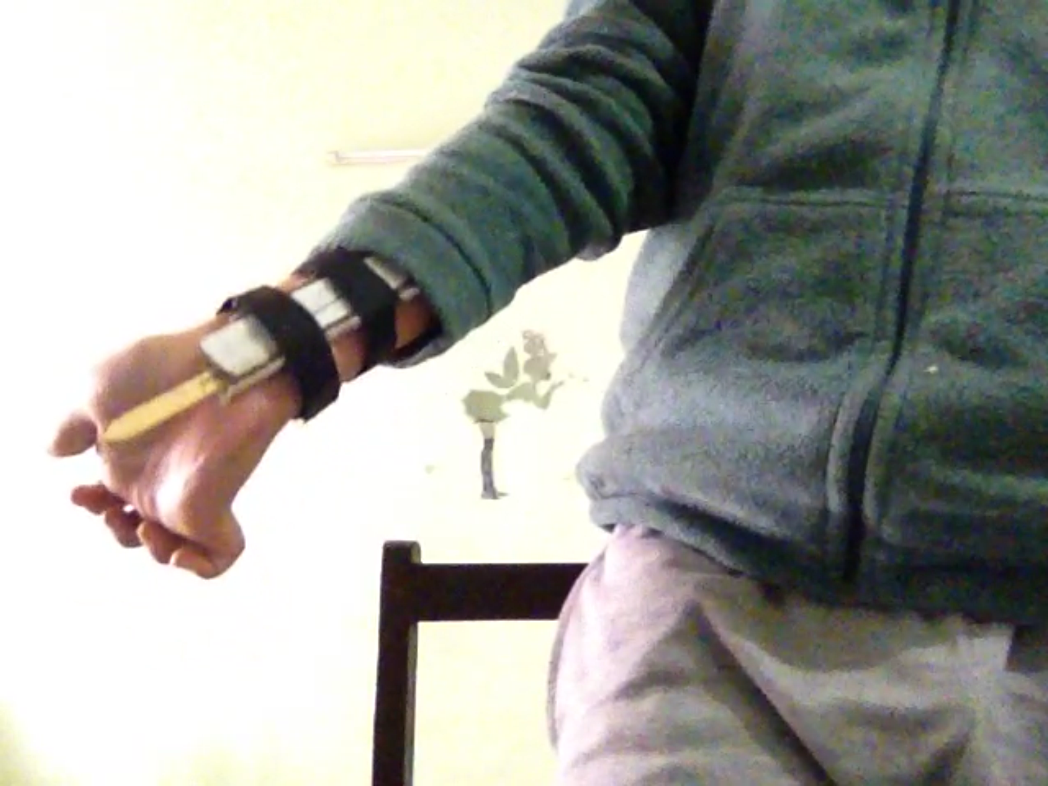 AC Hidden Blade With Simple Material : 5 Steps - Instructables