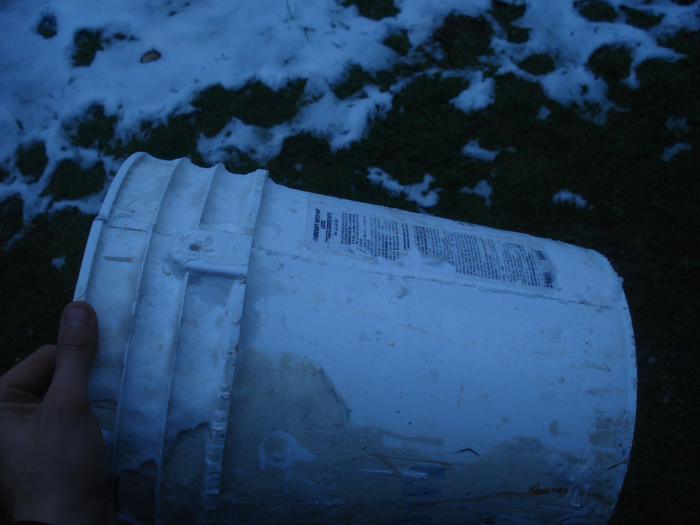 The Bucket System: Modular Snow Construction : 7 Steps - Instructables