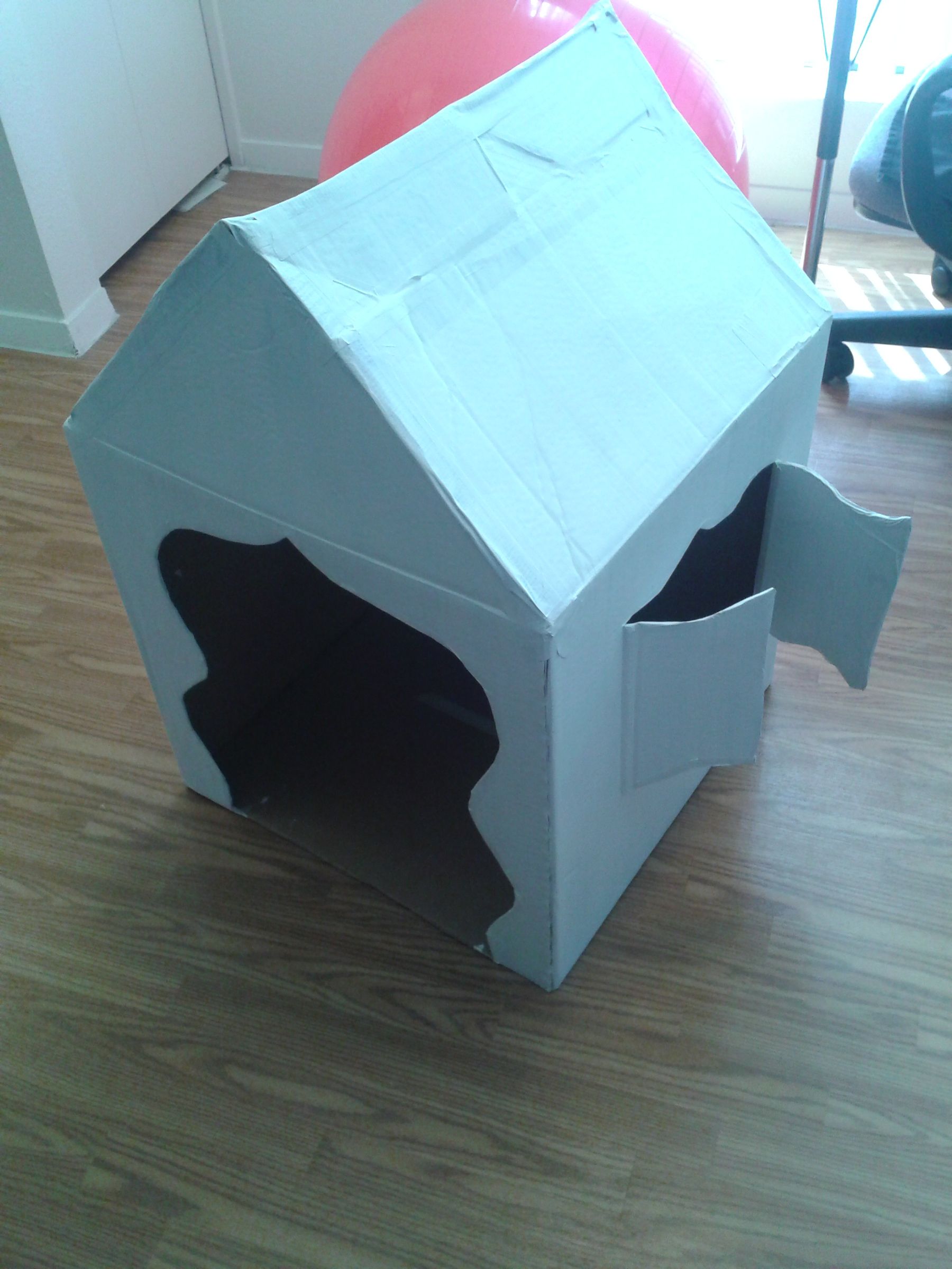 Kick Butt Cardboard Pet House (Easy-Hard Up to You) - Instructables