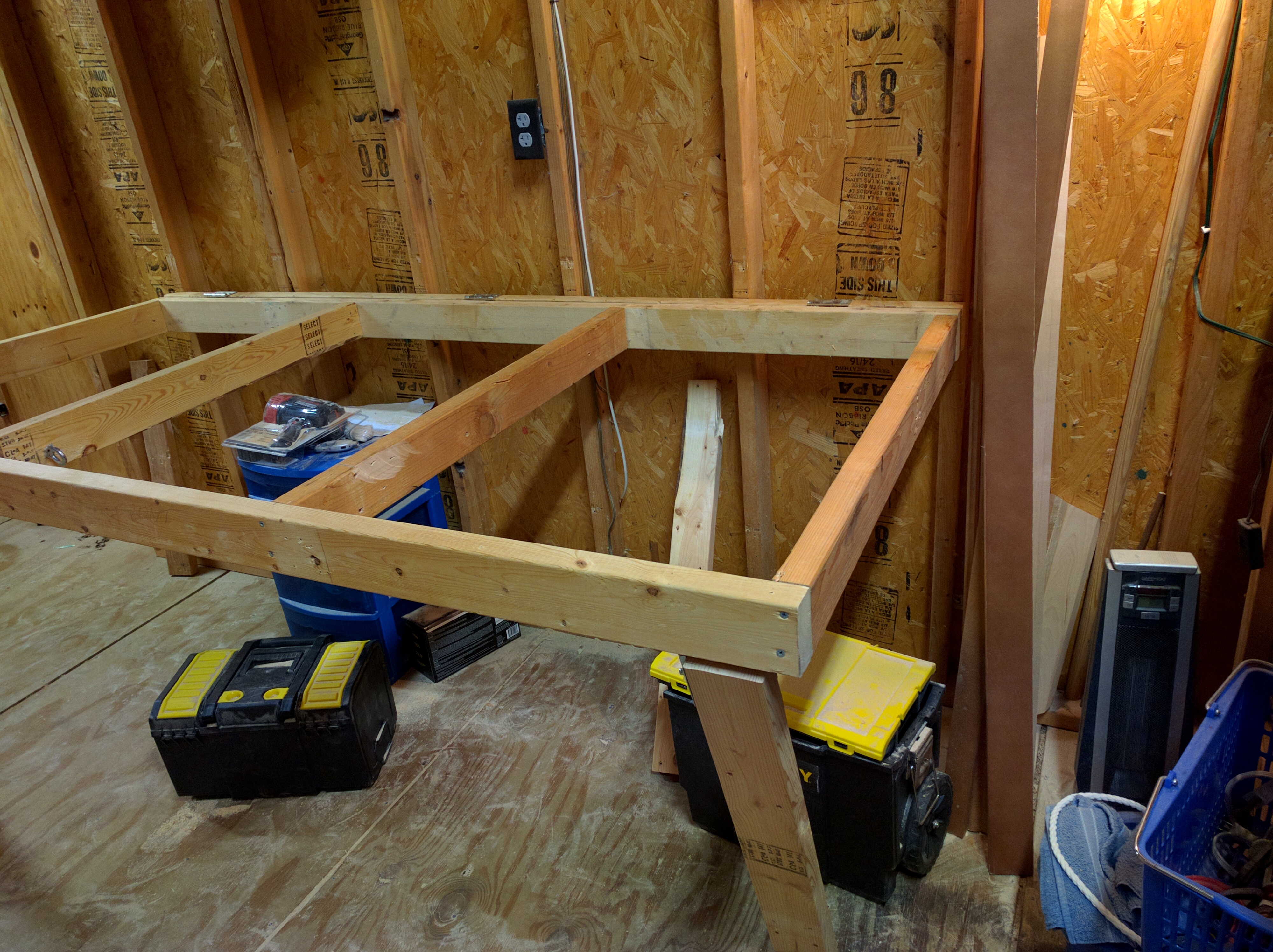 Folding Up Flat Workbench / Shop Table : 7 Steps - Instructables