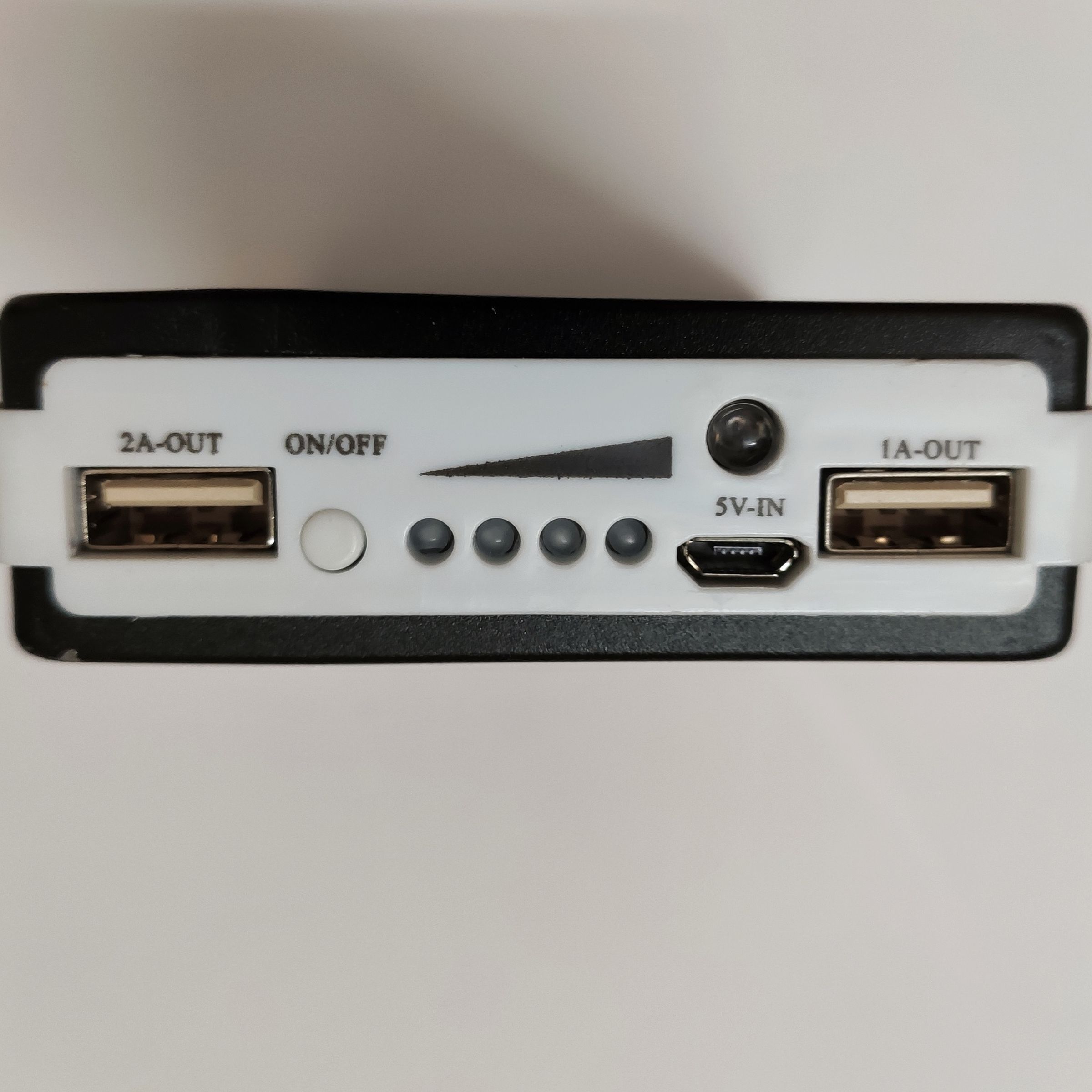 Solar Power Bank Using Old Laptop Batteries : 5 Steps - Instructables