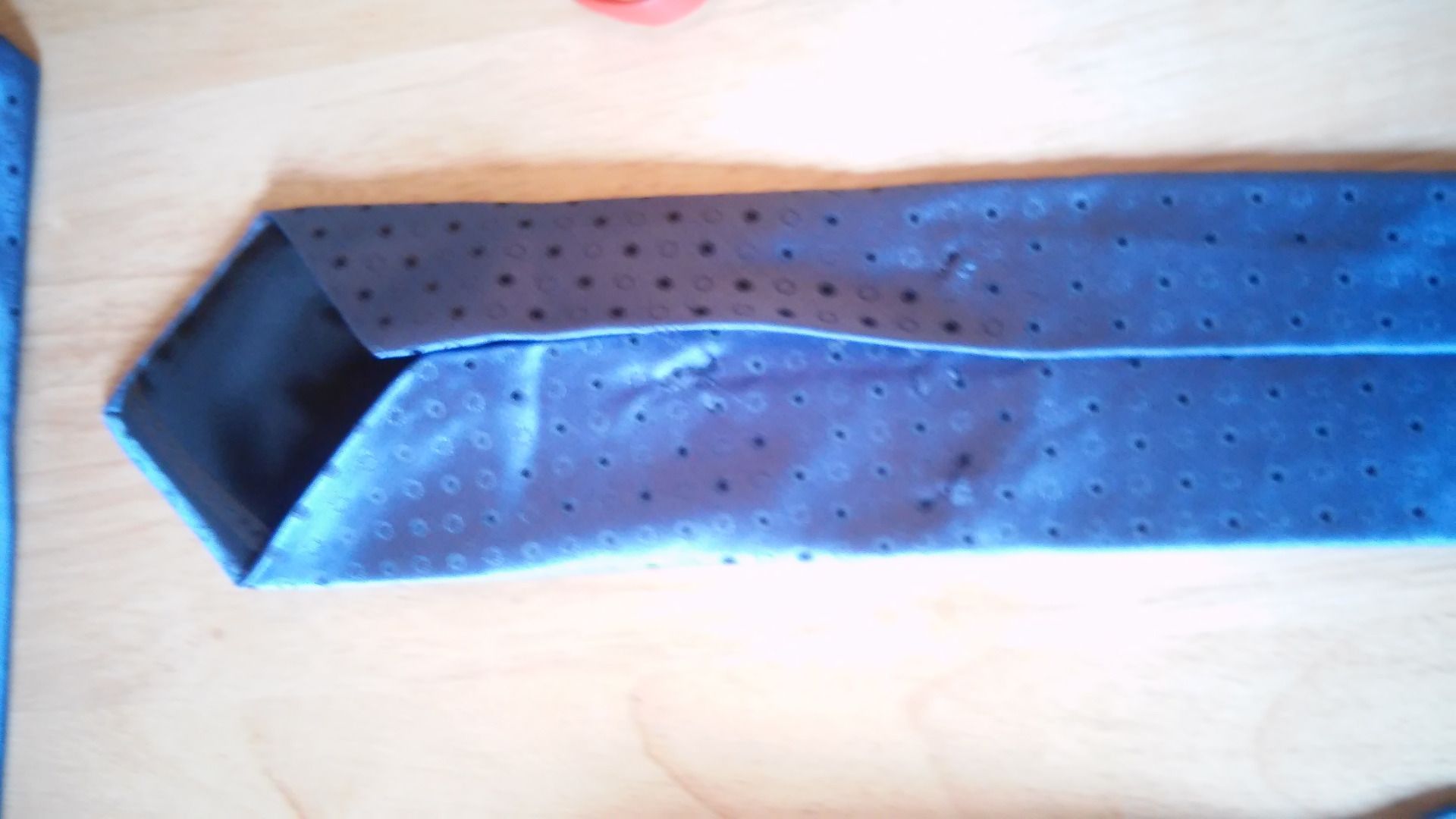 DIY Wallet With Old Ties : 8 Steps (with Pictures) - Instructables
