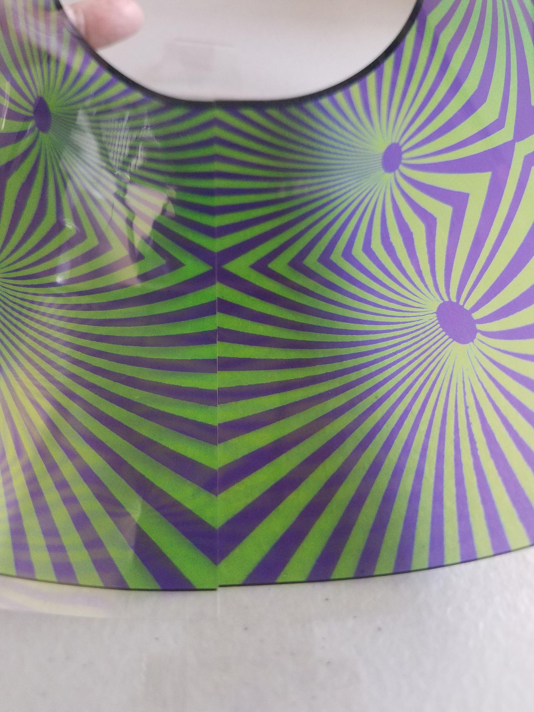 Psychedelic 70s Motion Lamp : 8 Steps (with Pictures) - Instructables
