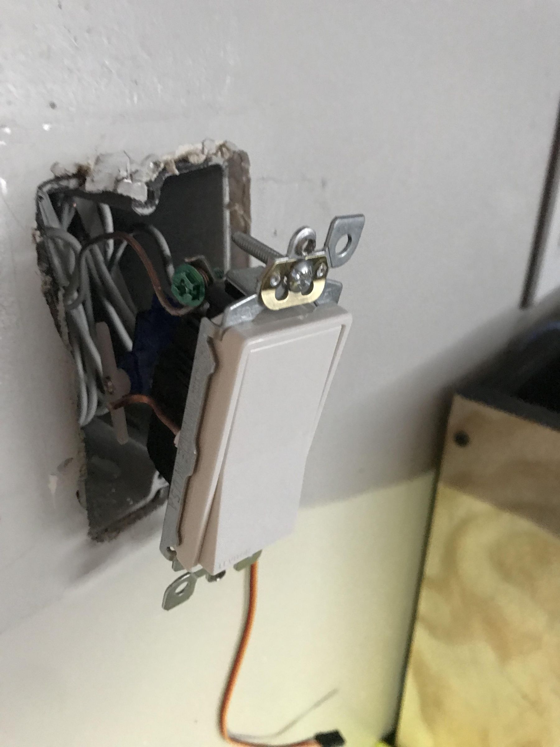 Remote Controlled Light Switch (Arduino) : 3 Steps - Instructables