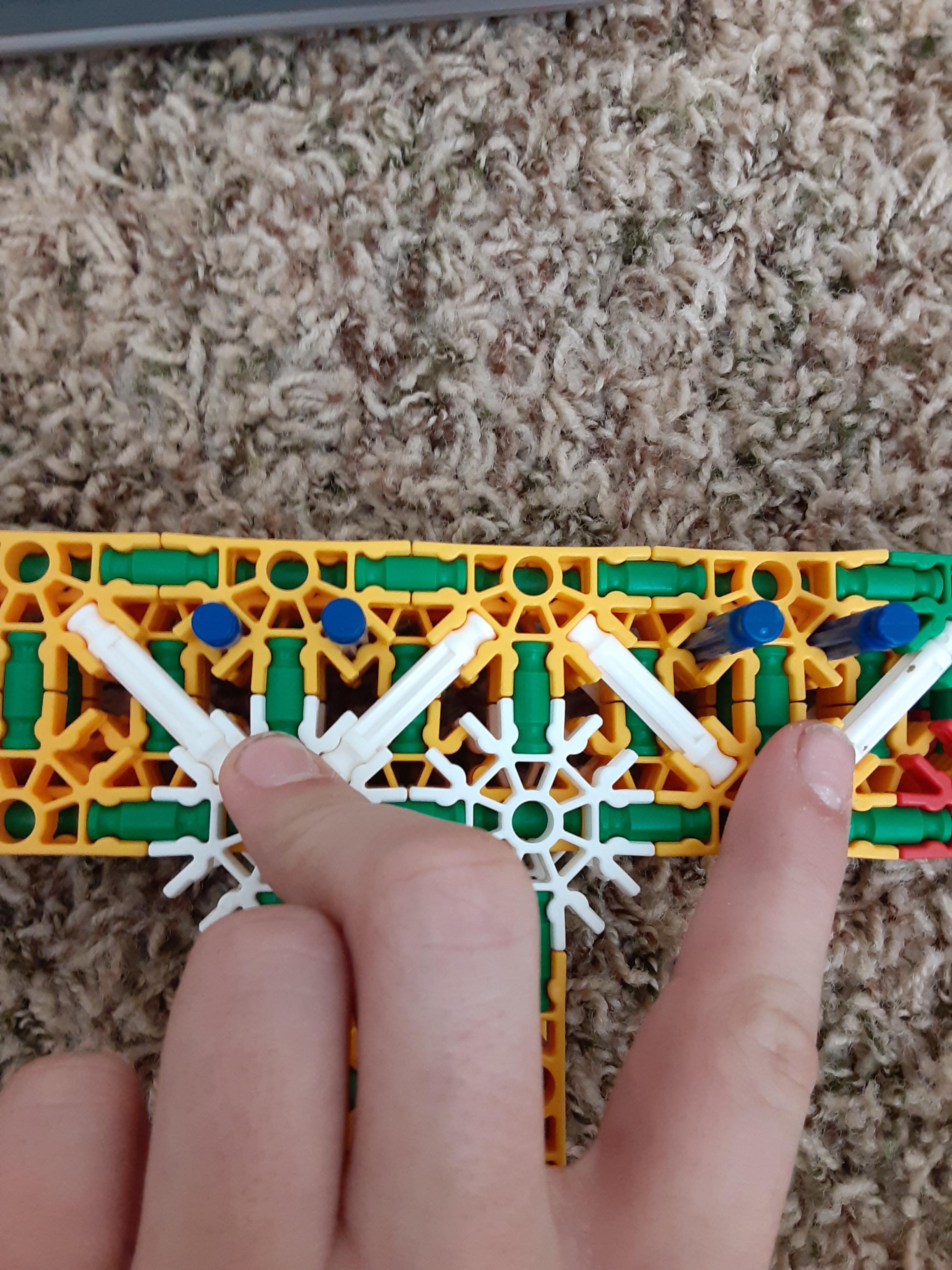 Customizable K'NEX Gun : 5 Steps - Instructables