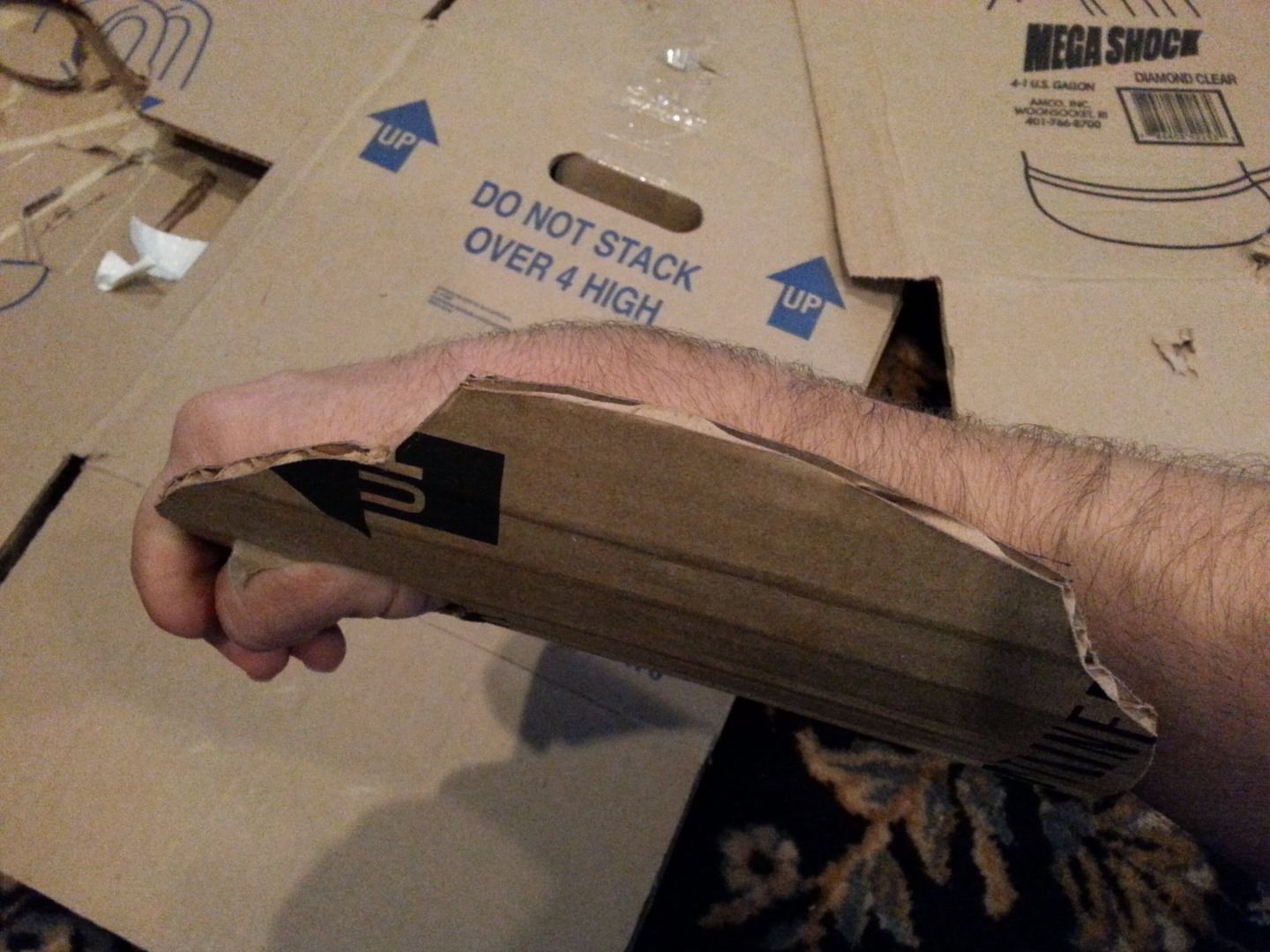 Cardboard Wrist Immobilization Brace : 7 Steps - Instructables