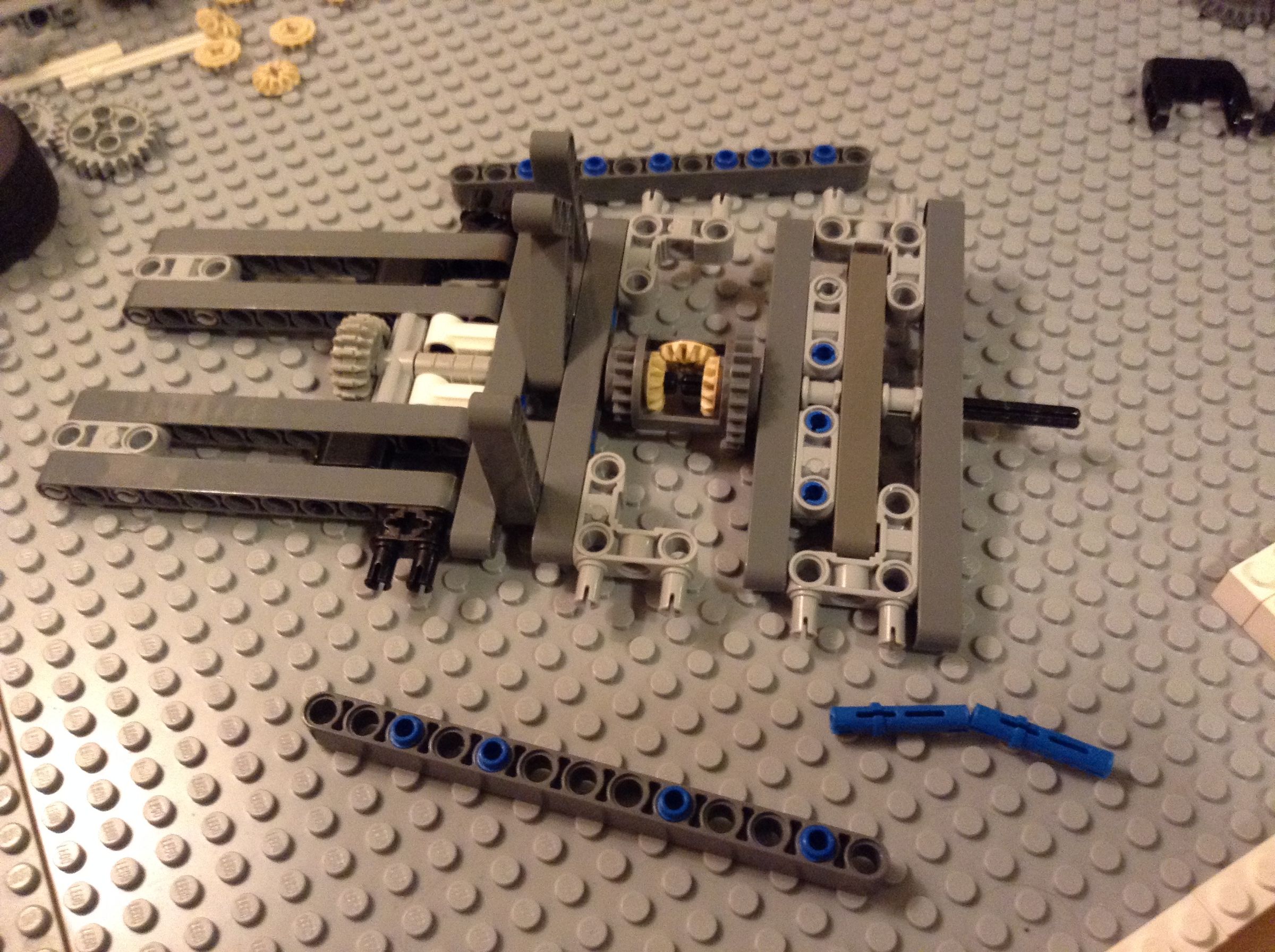 Remote Control Lego Car (1997 Volvo 850) : 10 Steps (with Pictures ...