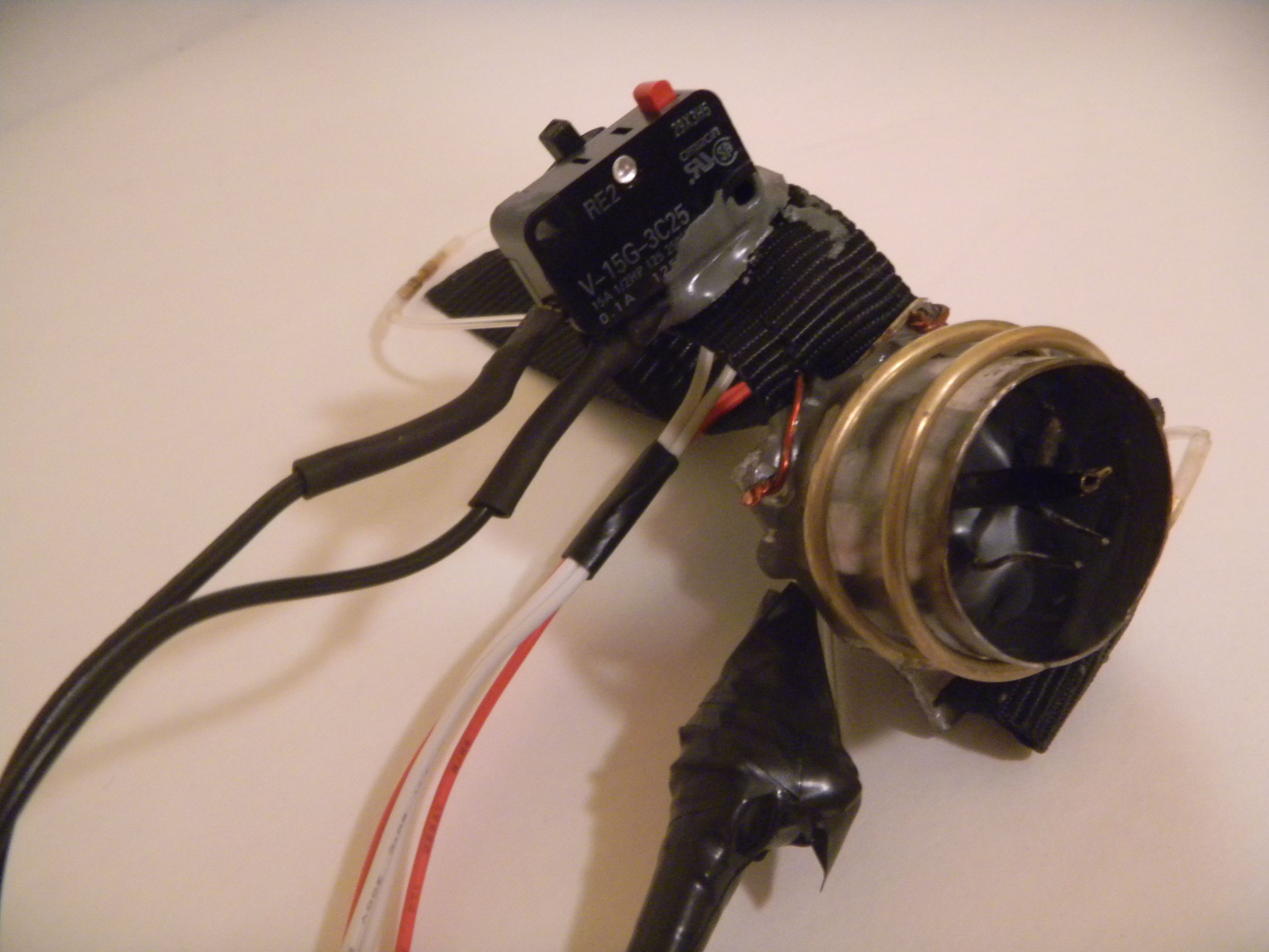 Wrist-Mounted Flamethrower Mk. 2: Dual-Stage Liquid Fuel : 5 Steps ...