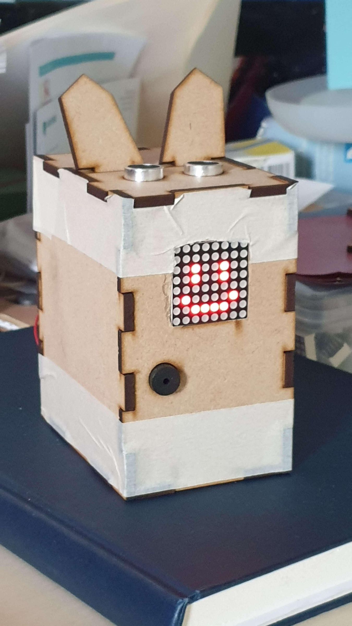 Animated Robot That Likes Attention (tamagotchi-like) : 6 Steps - Instructables