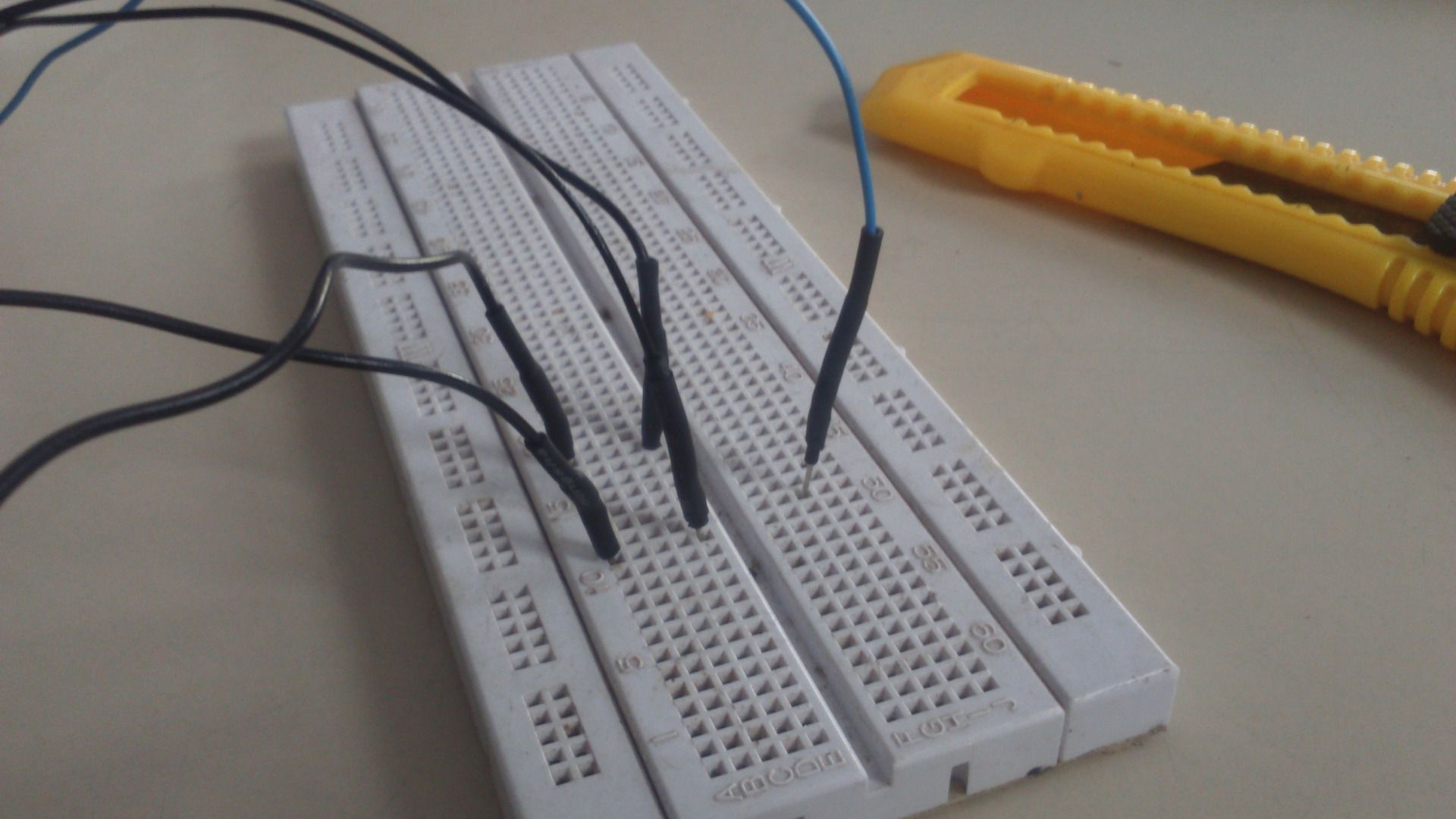 Makeshift Protoboard Jumper : 6 Steps - Instructables