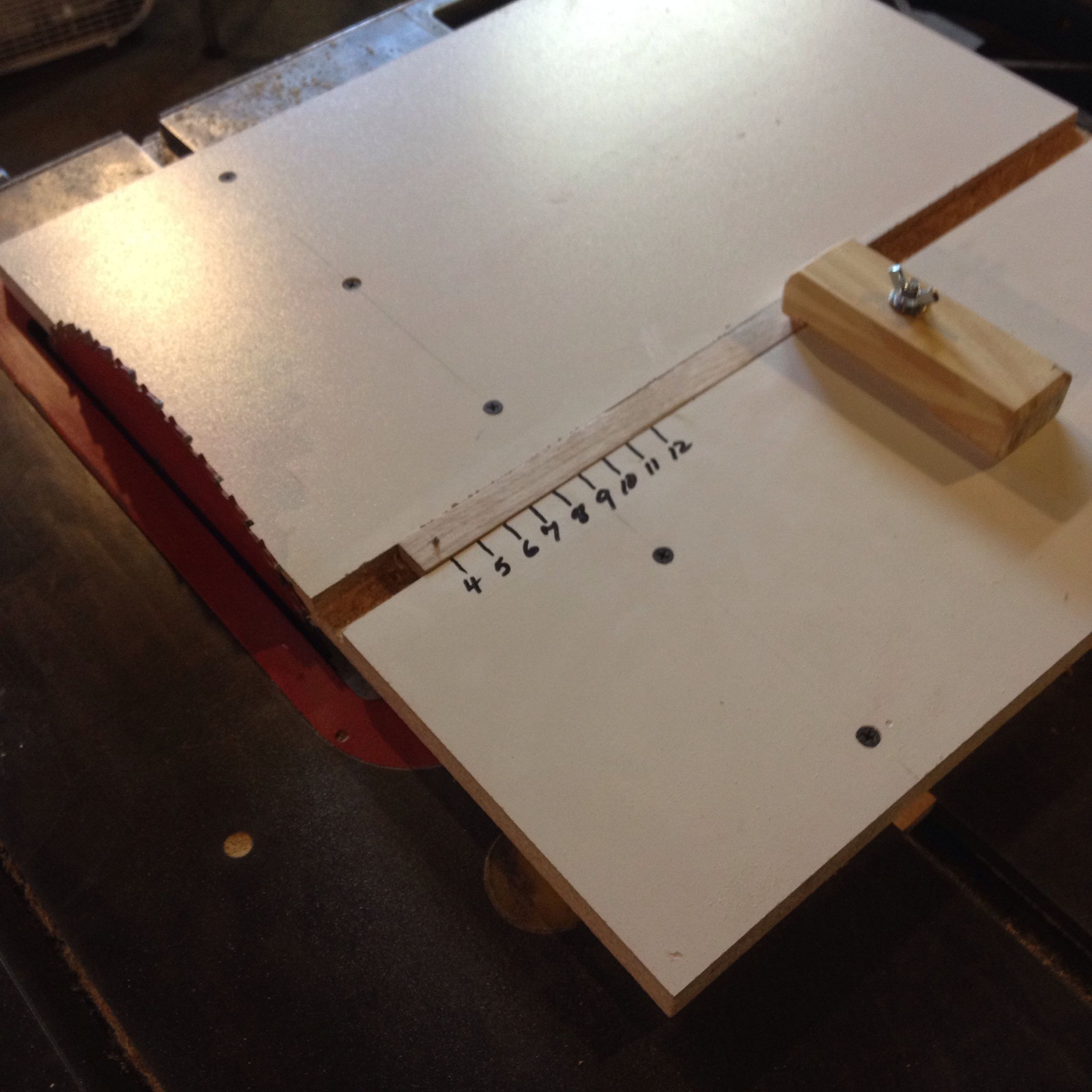 Circle Cutting Jig for Table Saw : 10 Steps (with Pictures) - Instructables