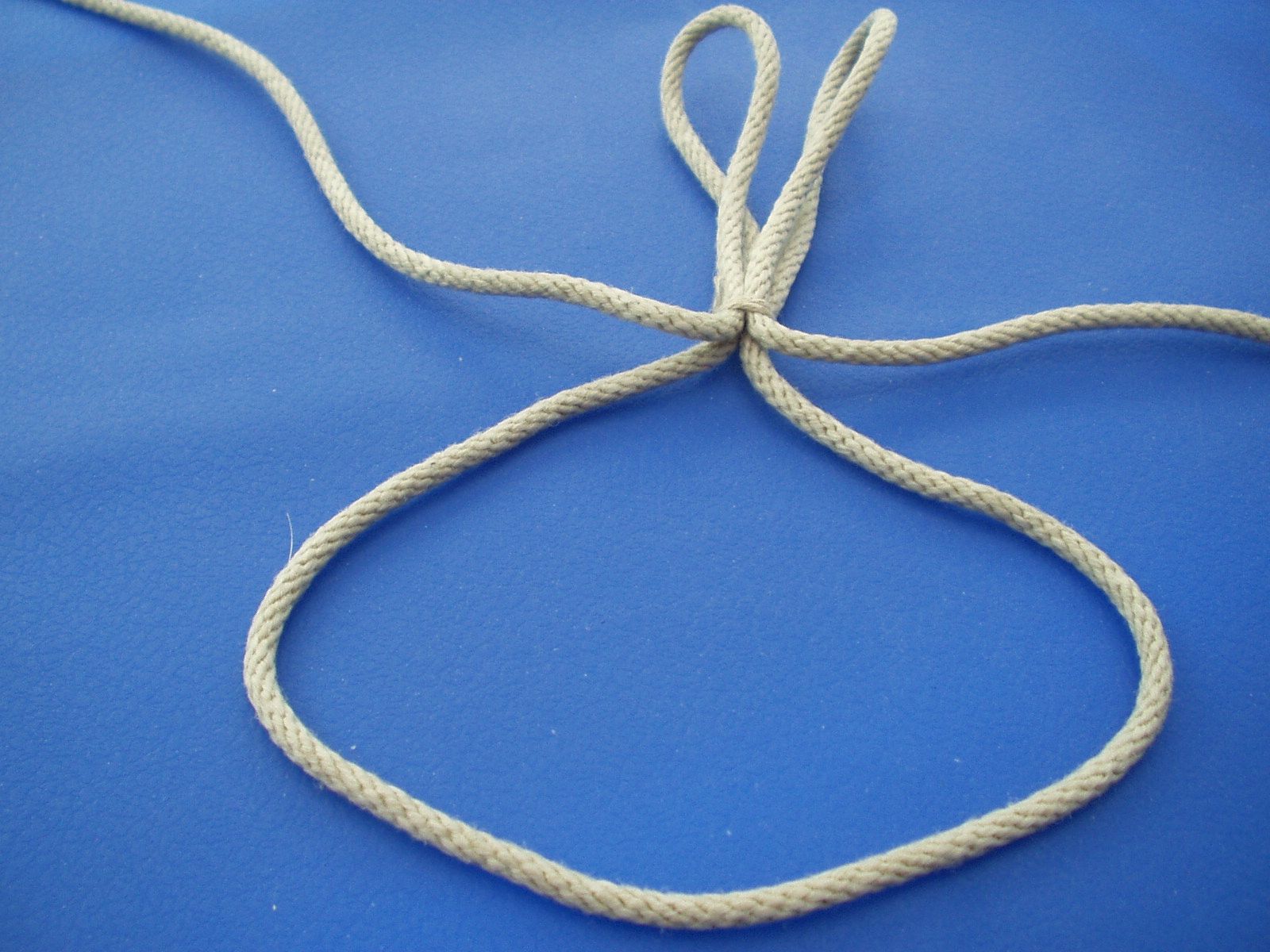 Crown and Wall (footrope Knot) Lanyard/zipper Pull : 7 Steps (with ...