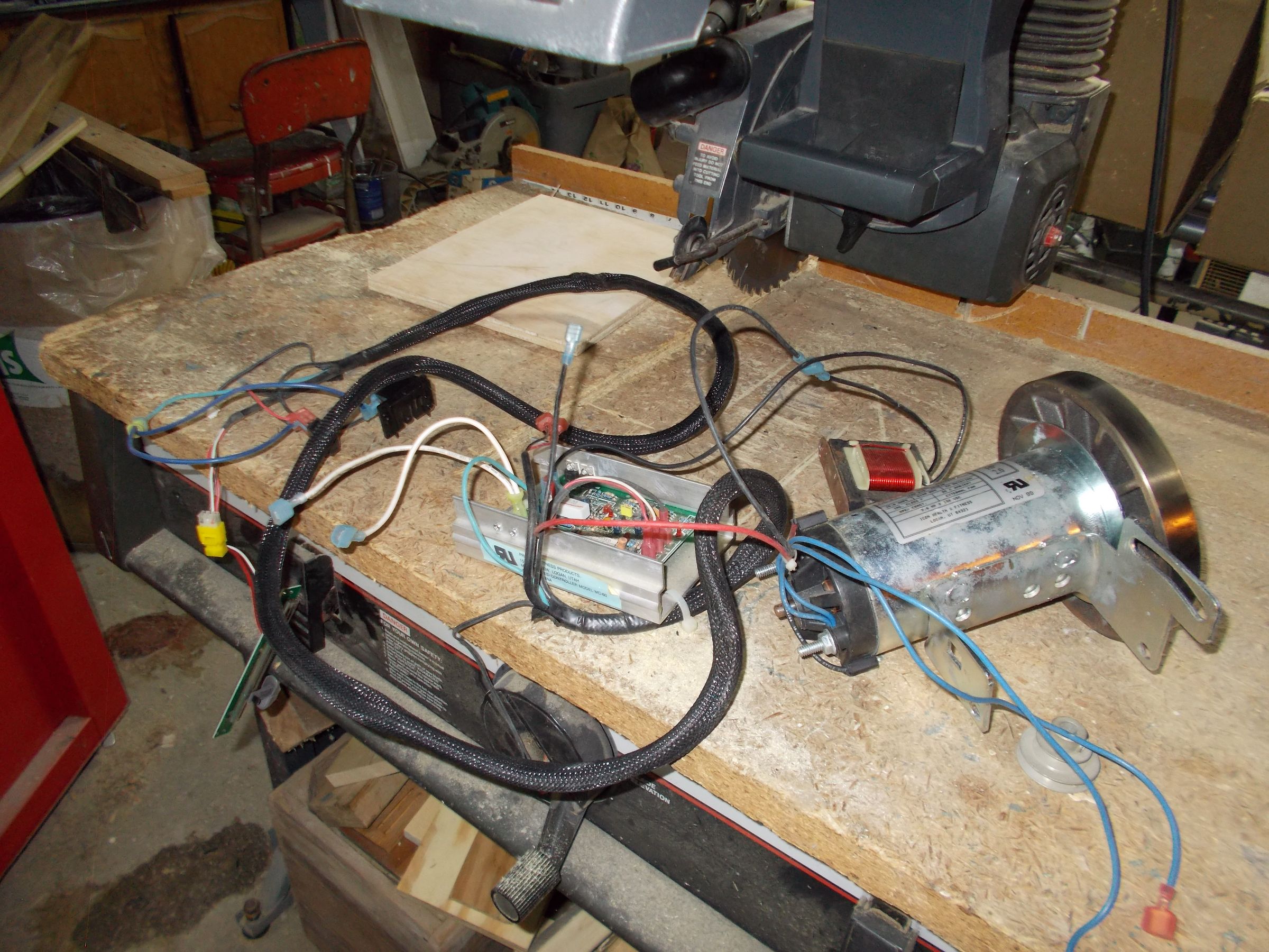 Treadmill Motor on Old Shopsmith : 9 Steps (with Pictures) - Instructables