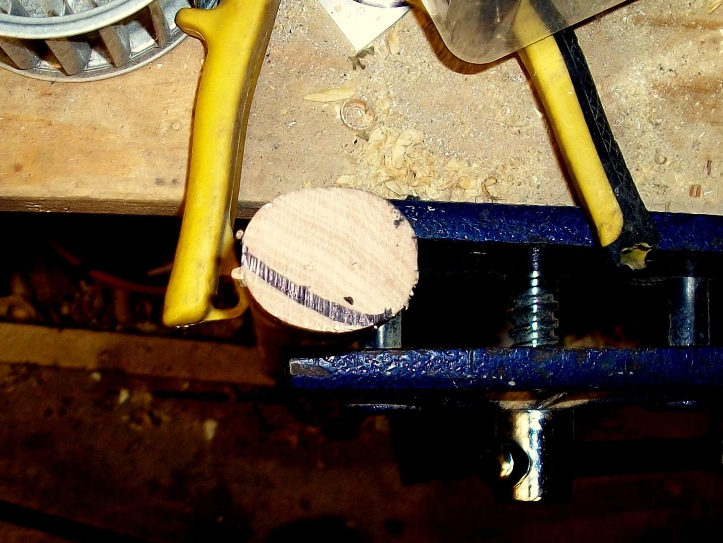 Dirt Cheap Froe : 6 Steps (with Pictures) - Instructables