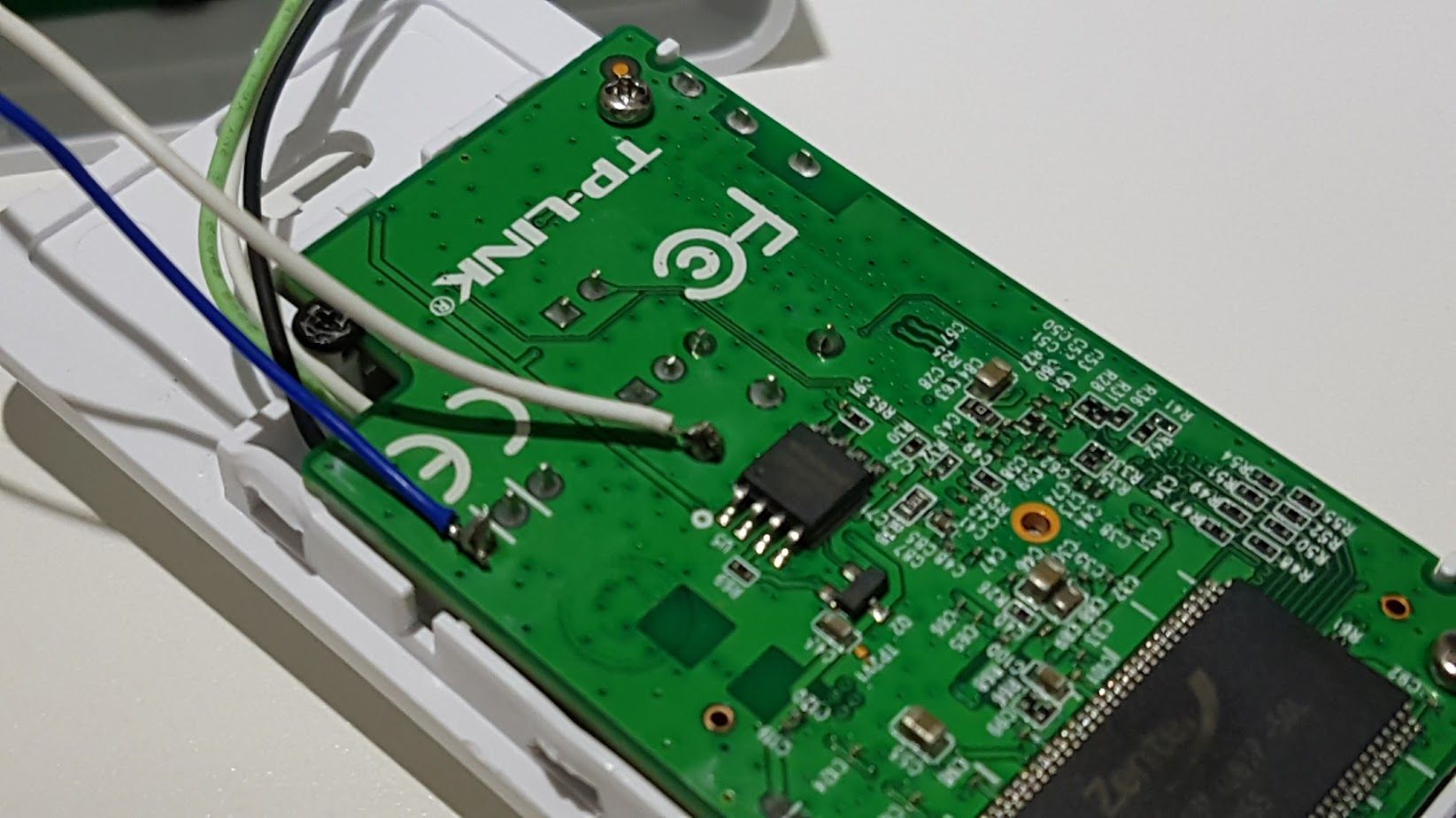 TP-Link HS200 Add Three-way Capability : 7 Steps - Instructables