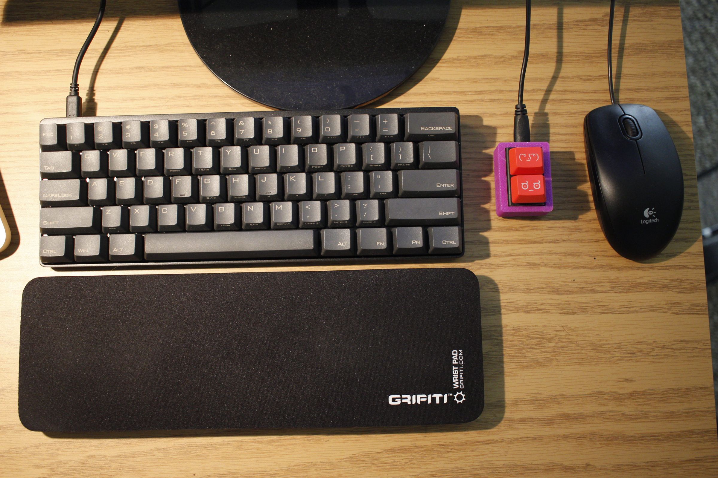 Mini Emoticon Keyboard : 11 Steps (with Pictures) - Instructables