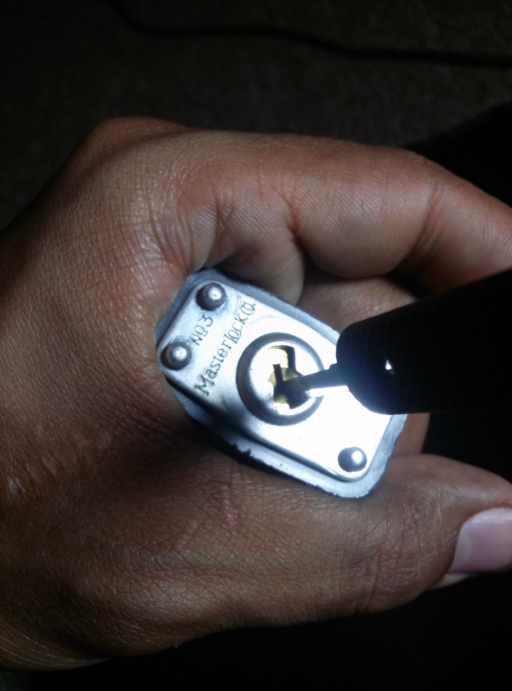 Introduction to Hobbyist Lock Picking Aka: LockSport : 9 Steps (with ...