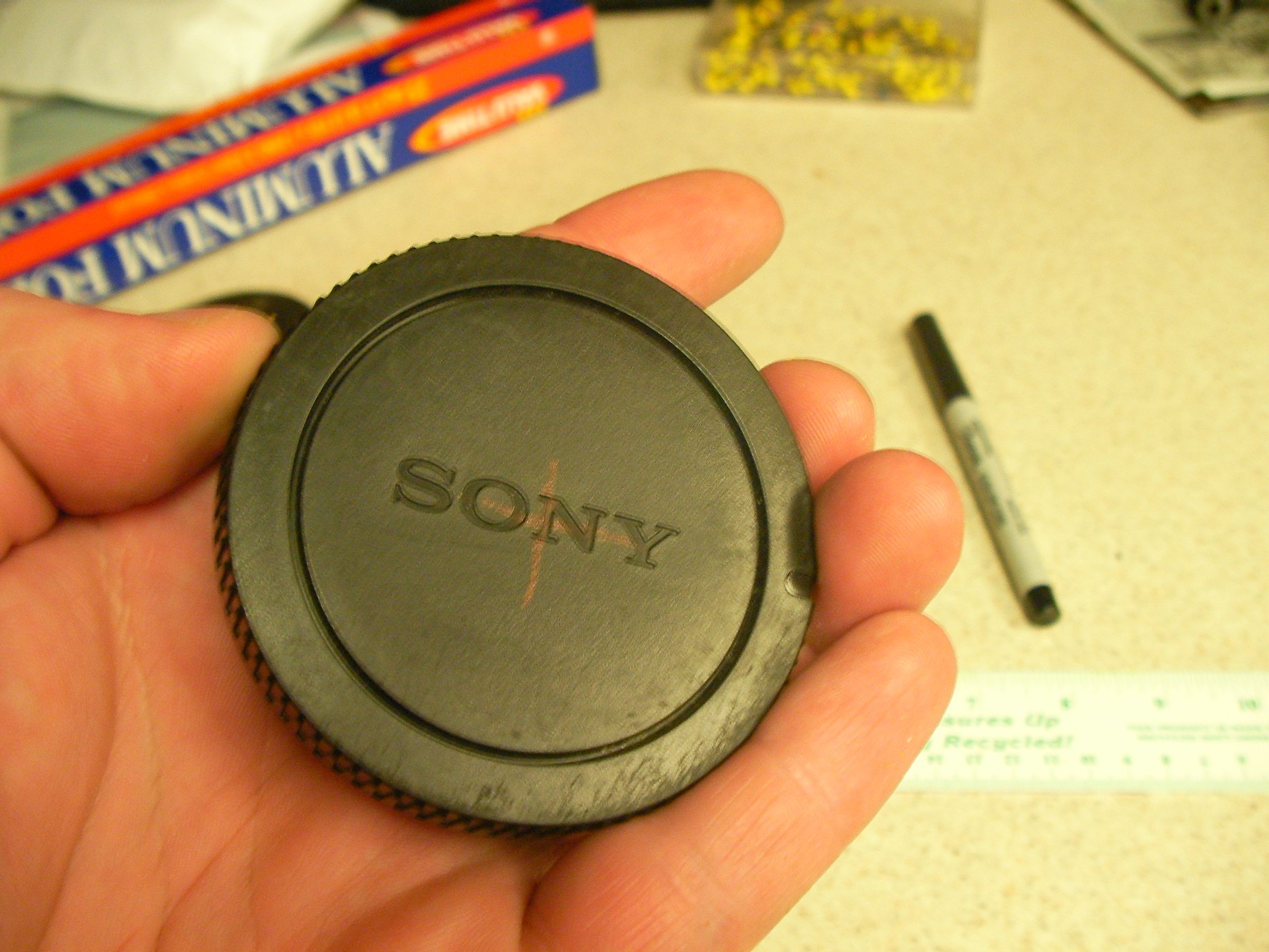 Pinhole DSLR (quick and Dirty Edition) : 4 Steps - Instructables