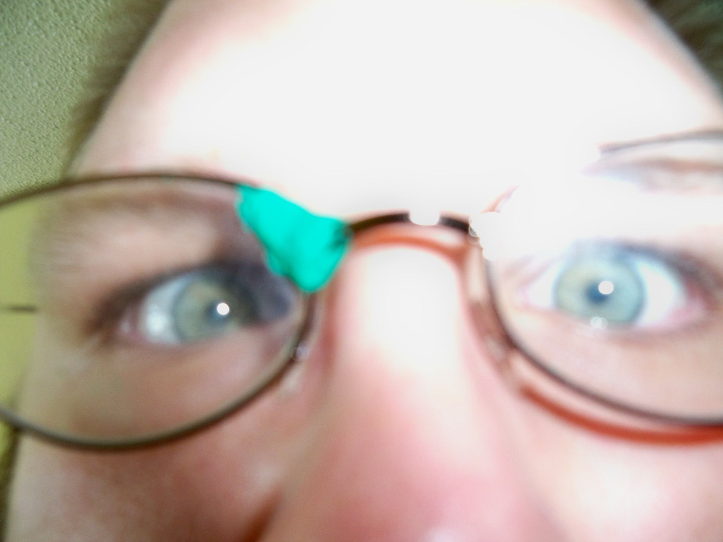 Emergency Glasses Repair Using Sugru : 4 Steps - Instructables