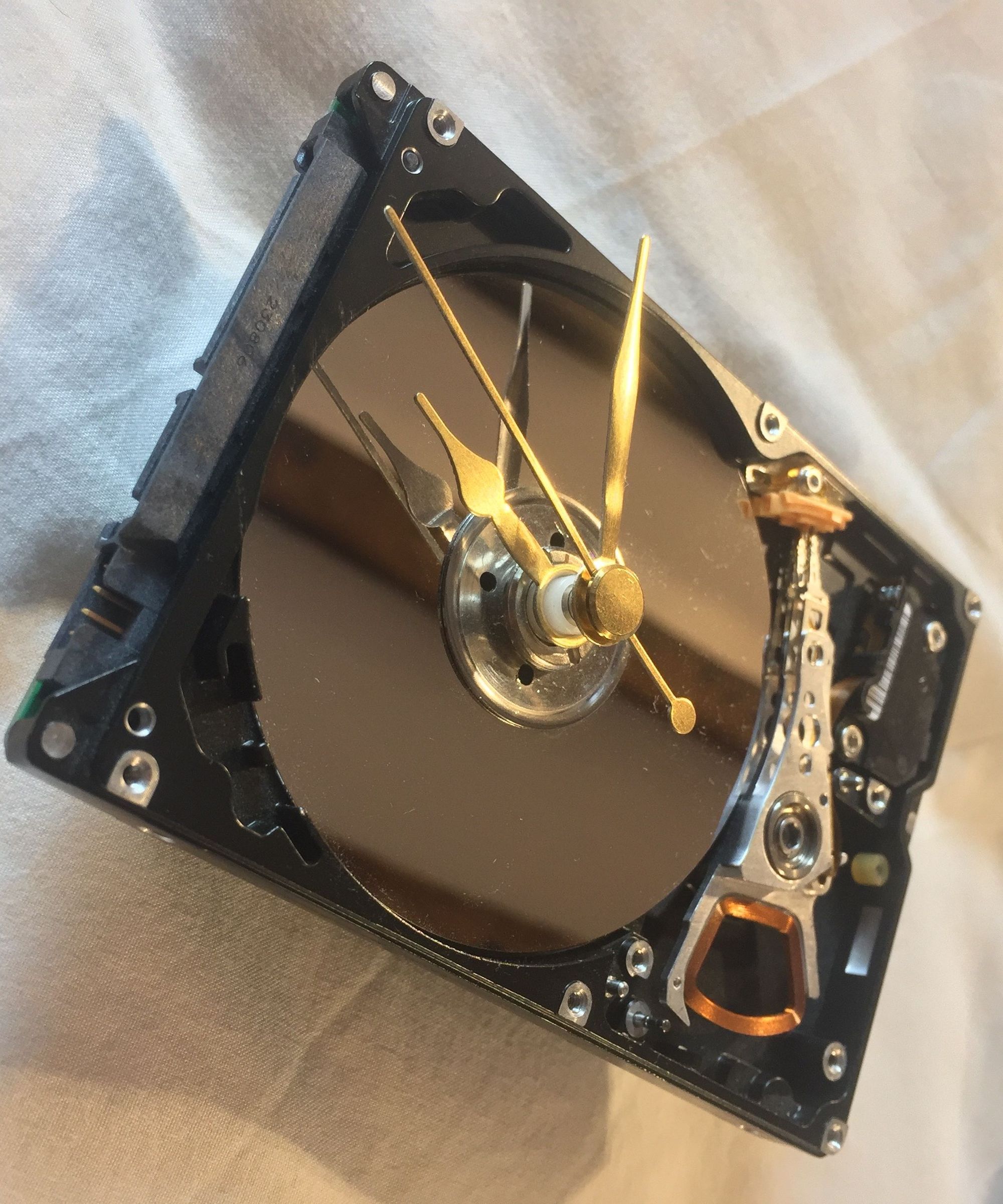 Hard Drive Clock : 12 Steps (with Pictures) - Instructables