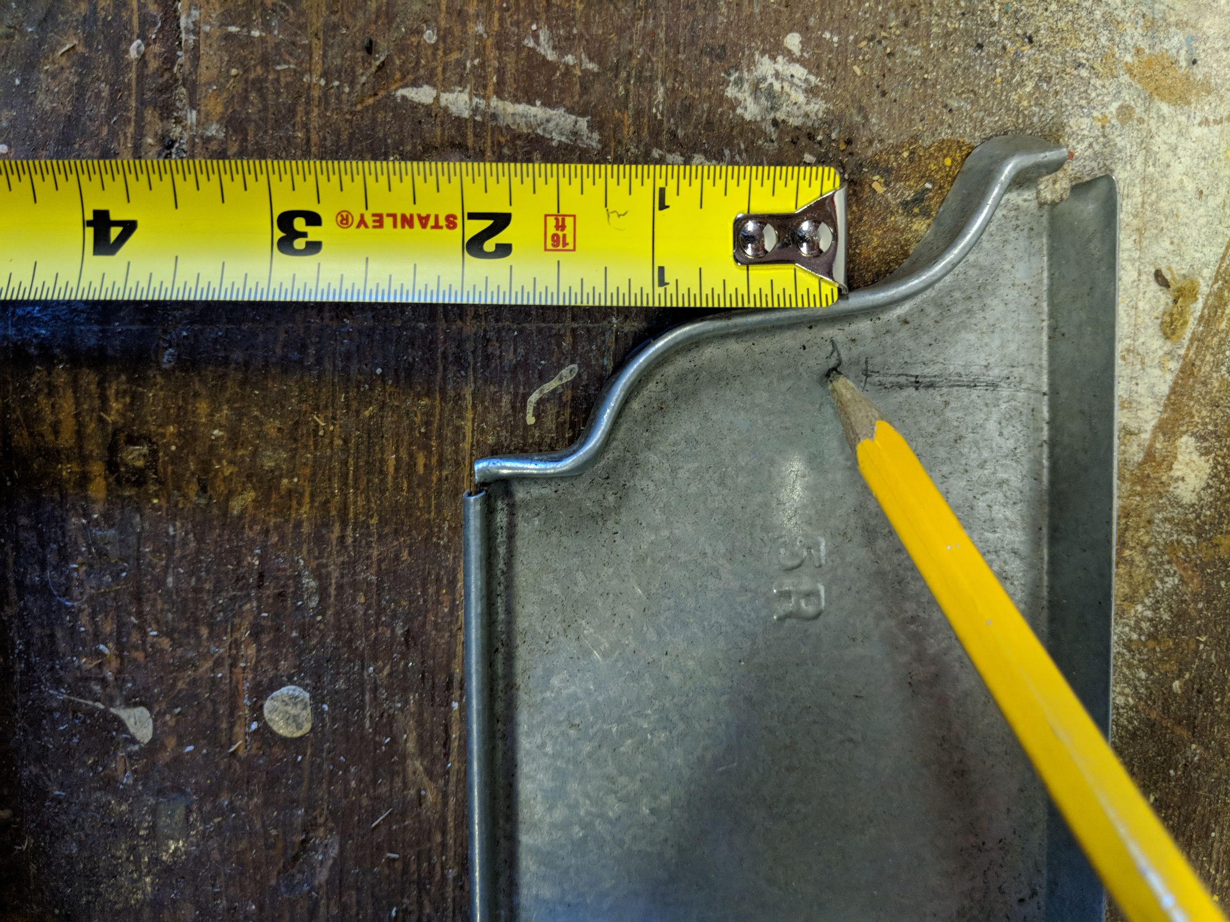 Automatic Chicken Feeder With Upcycled Gutter & Plywood : 15 Steps ...