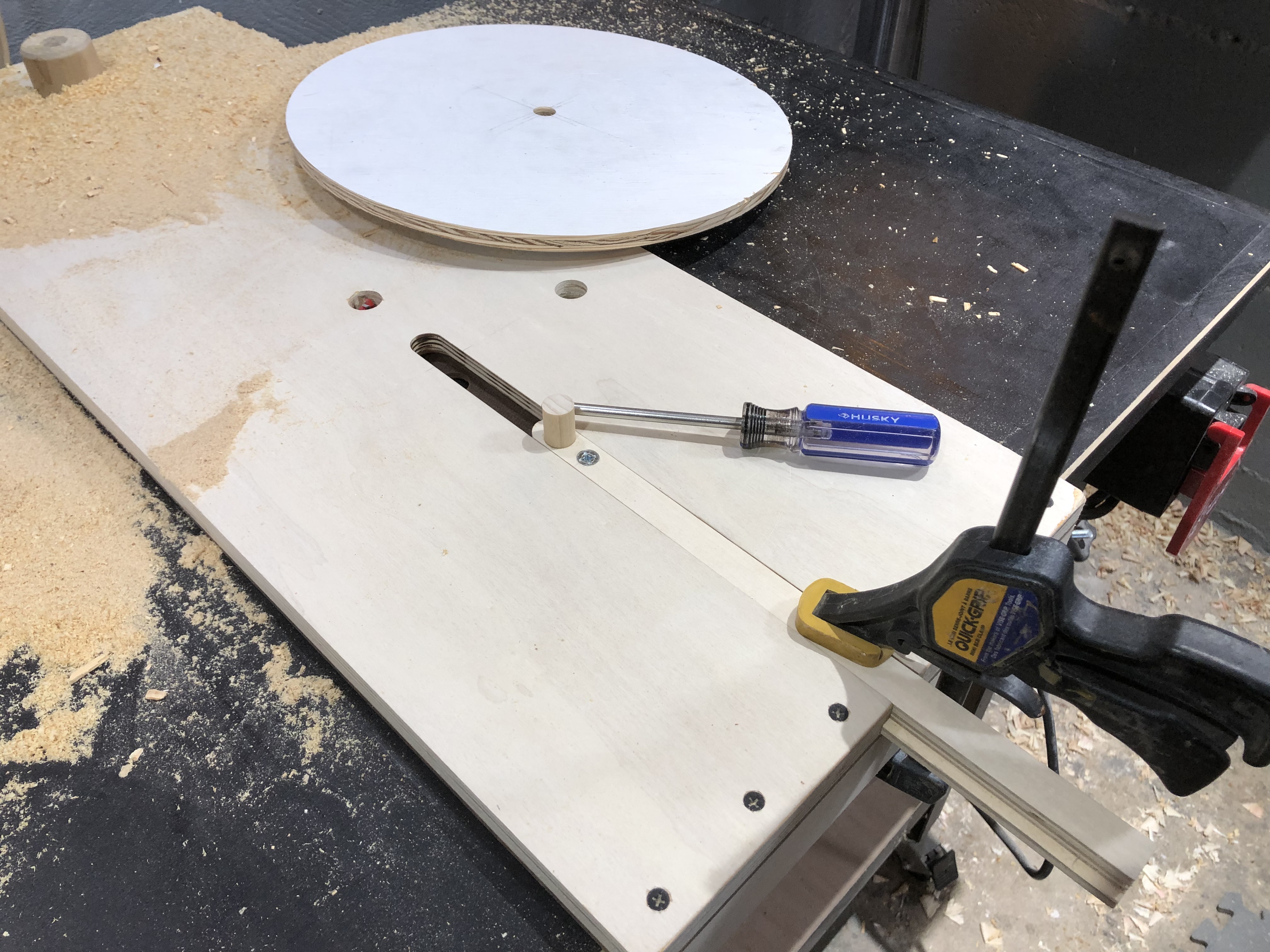 The Multi-Function Router Table Jig : 12 Steps (with Pictures ...