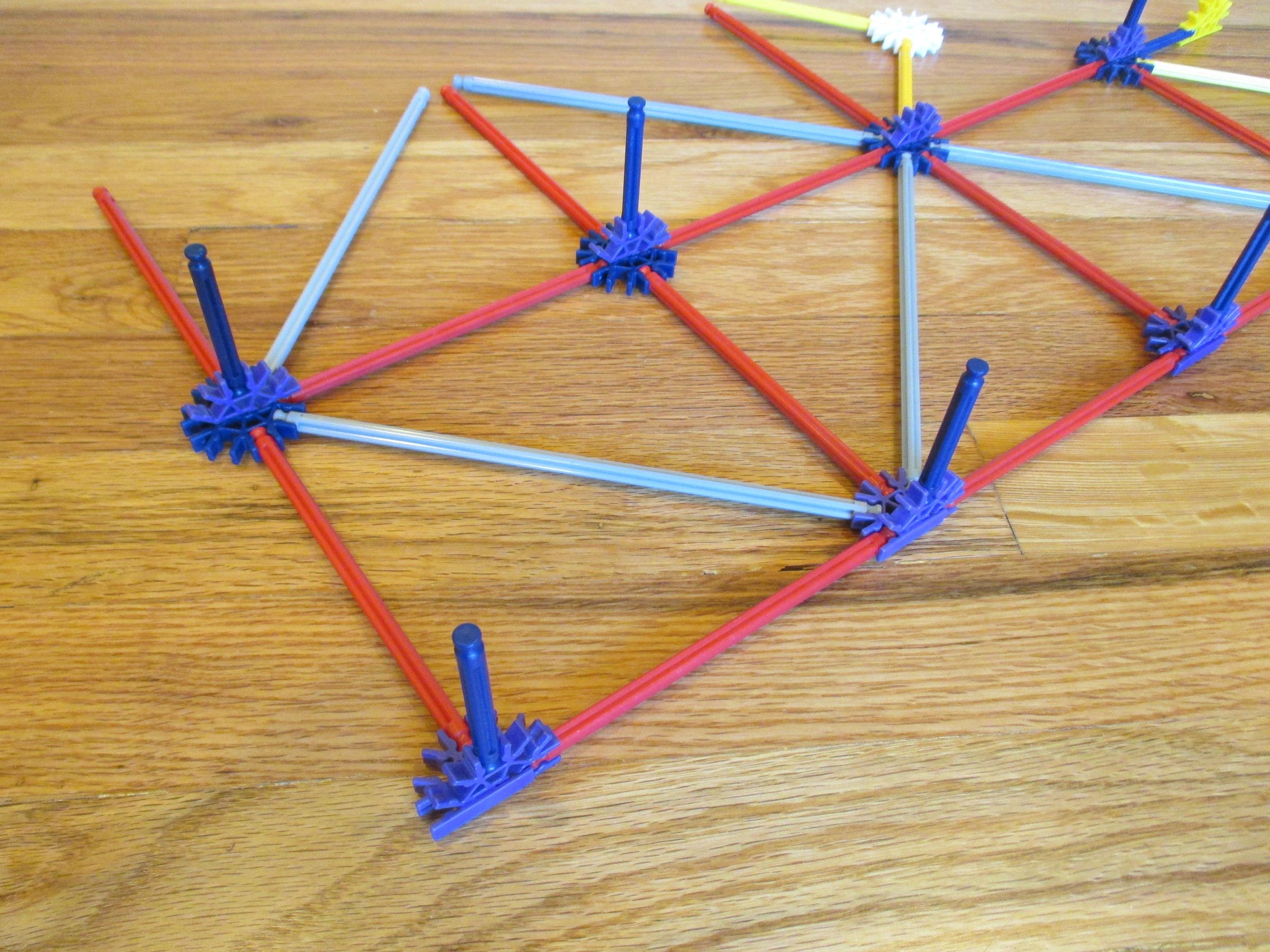 Rollercoaster Push Lift: a K'nex Ball Machine Lift : 8 Steps ...