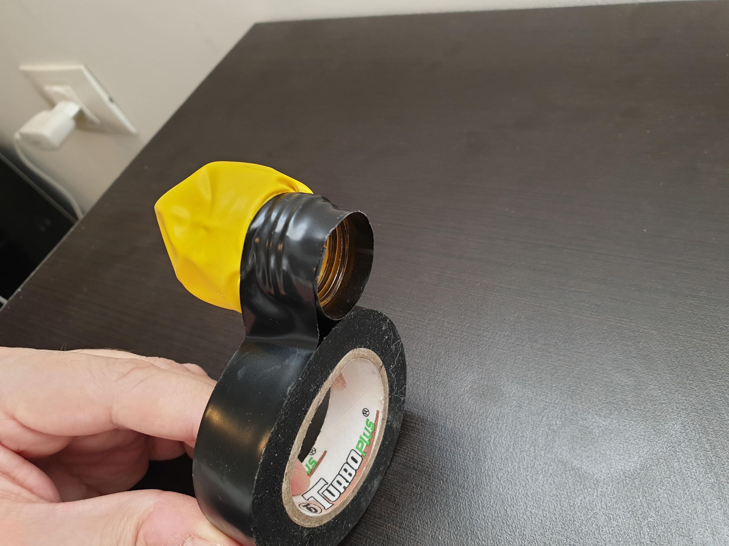 Balloon Gun : 4 Steps - Instructables