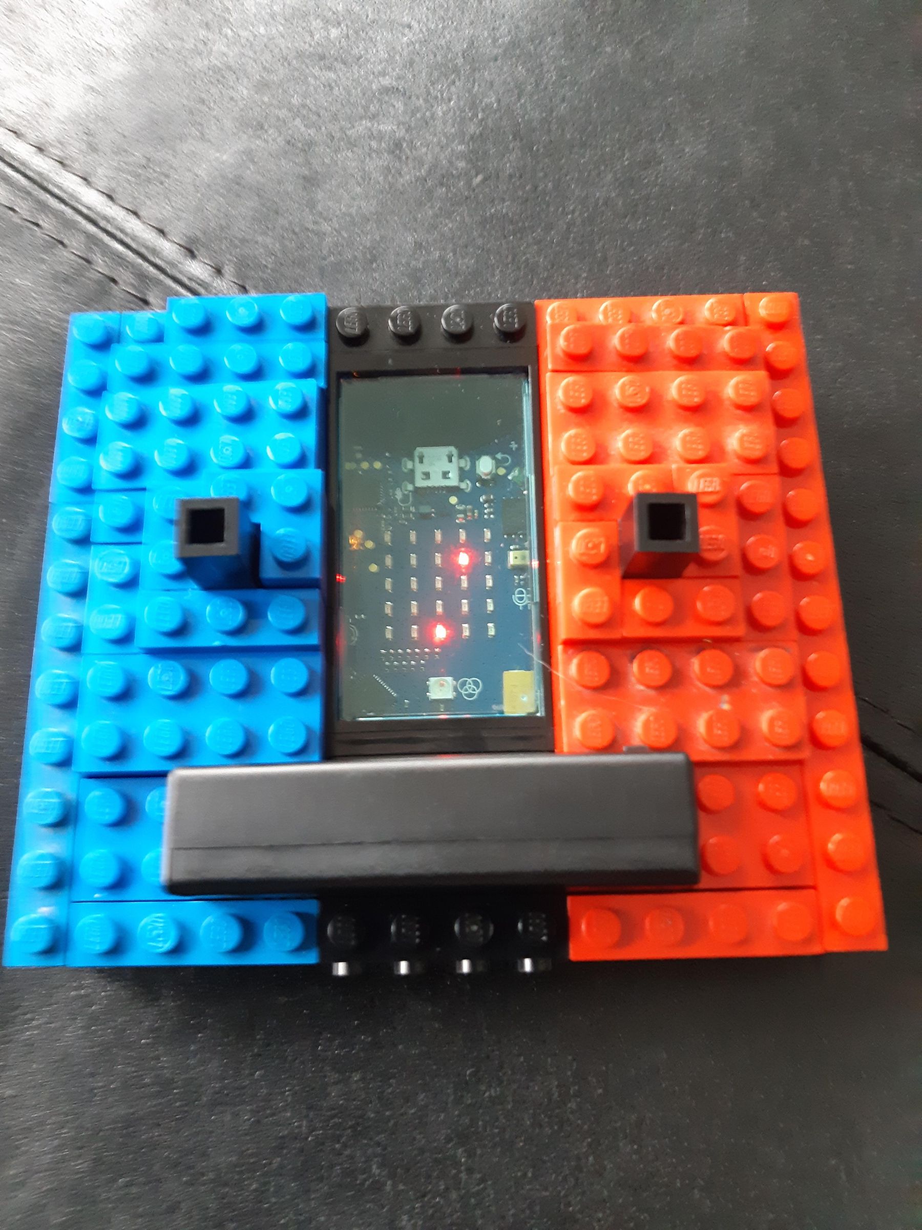 Lego Portable Gaming Console With Space Invaders : 4 Steps - Instructables