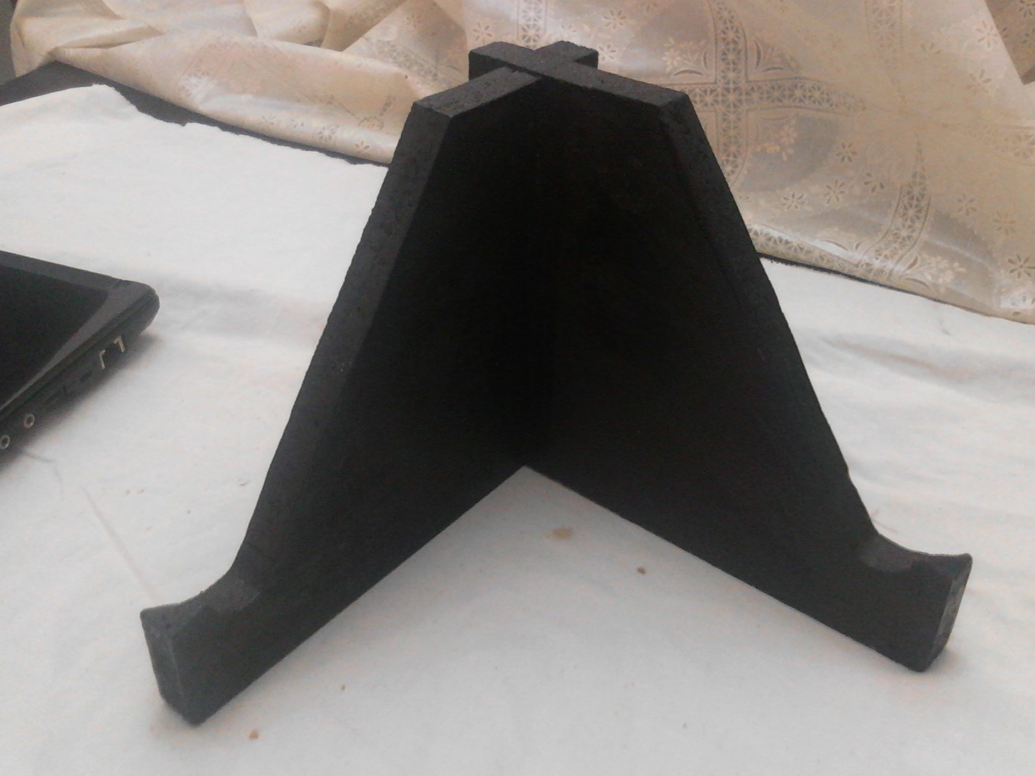 Notebook STAND - Instructables