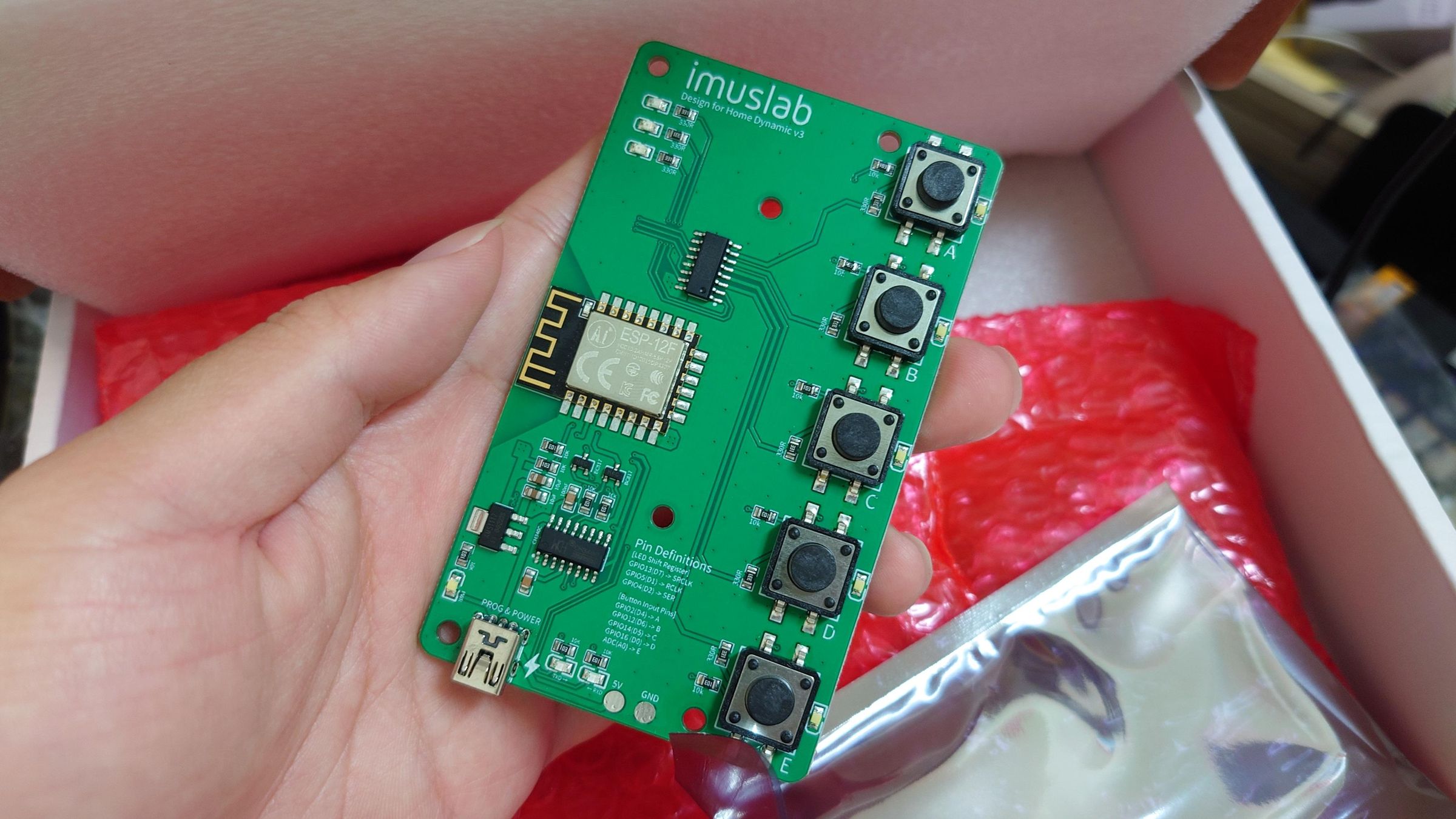 Gallery | Customizable 5 Buttons WiFi Smart Home Switch | Hackaday.io