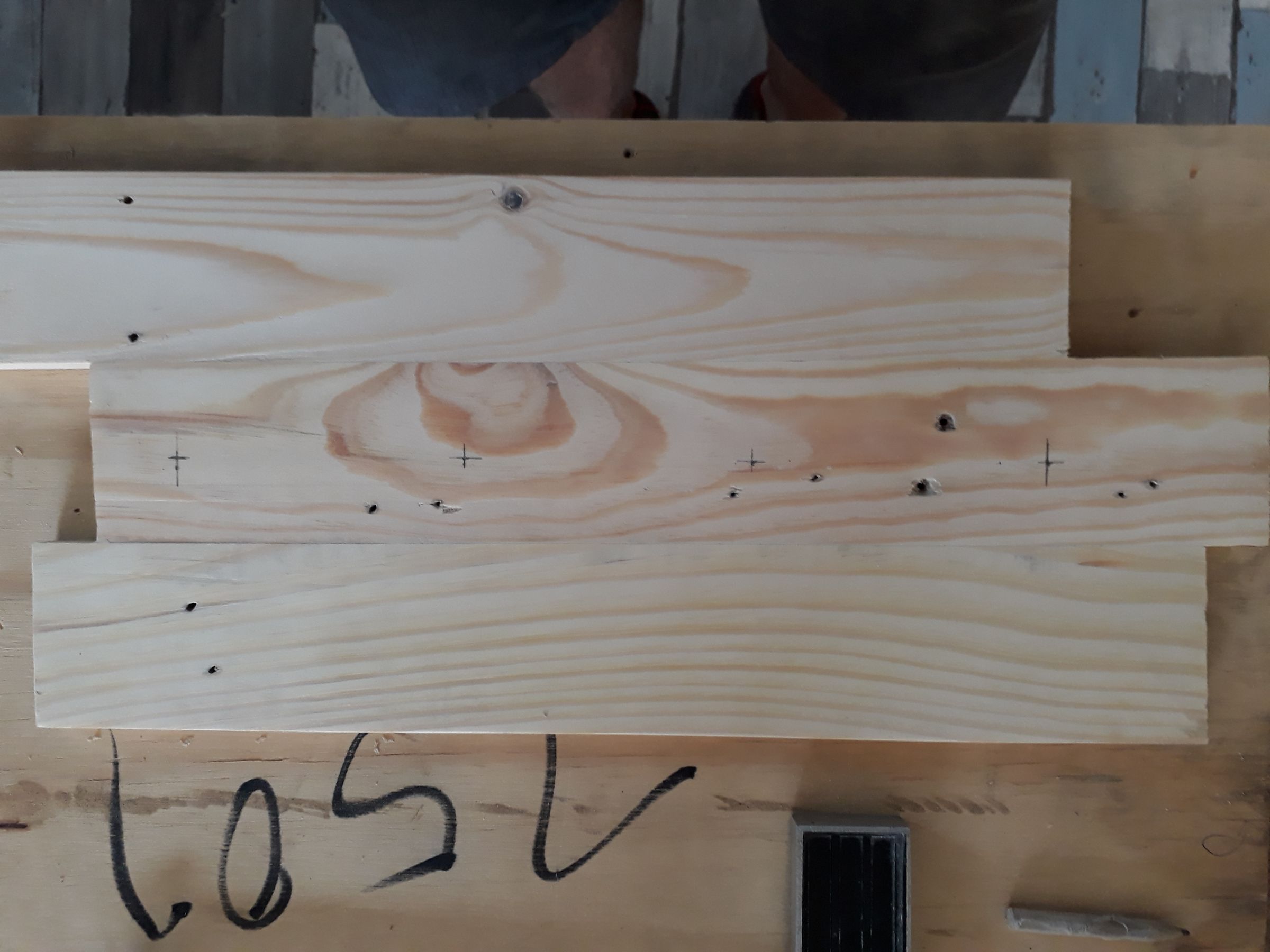 Kitchen Peg With Pallet and Electric Whisk Remains : 4 Steps ...