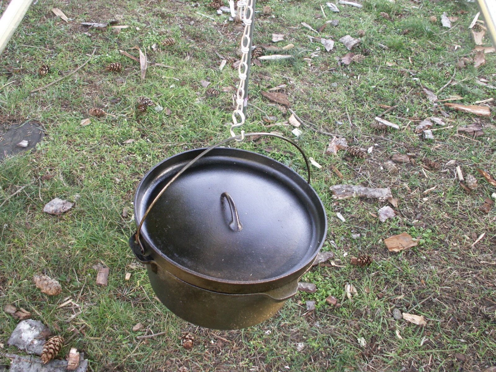 Camping Tripod for Cooking Over Fire : 9 Steps (with Pictures ...