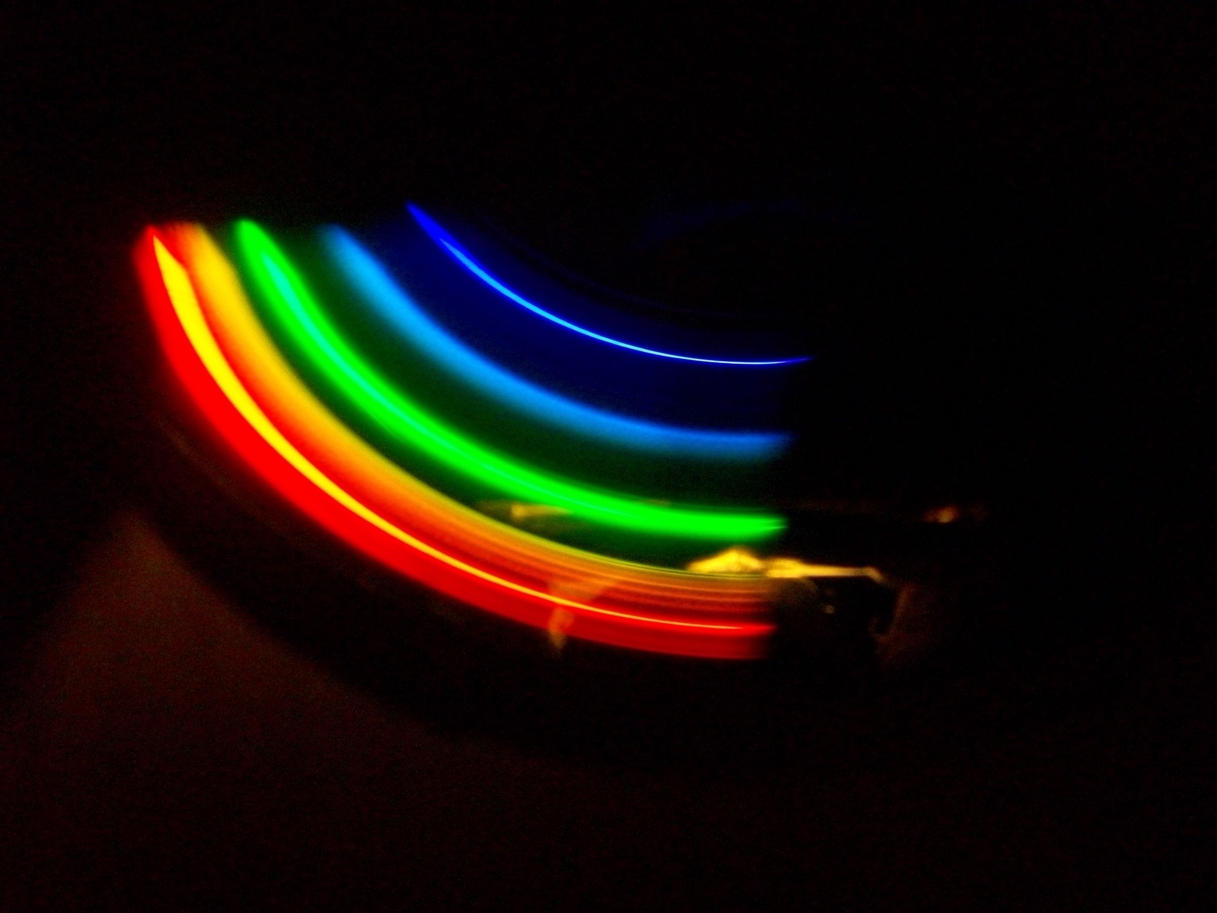 CD Spectroscope in a Box, Spectrograph : 3 Steps - Instructables