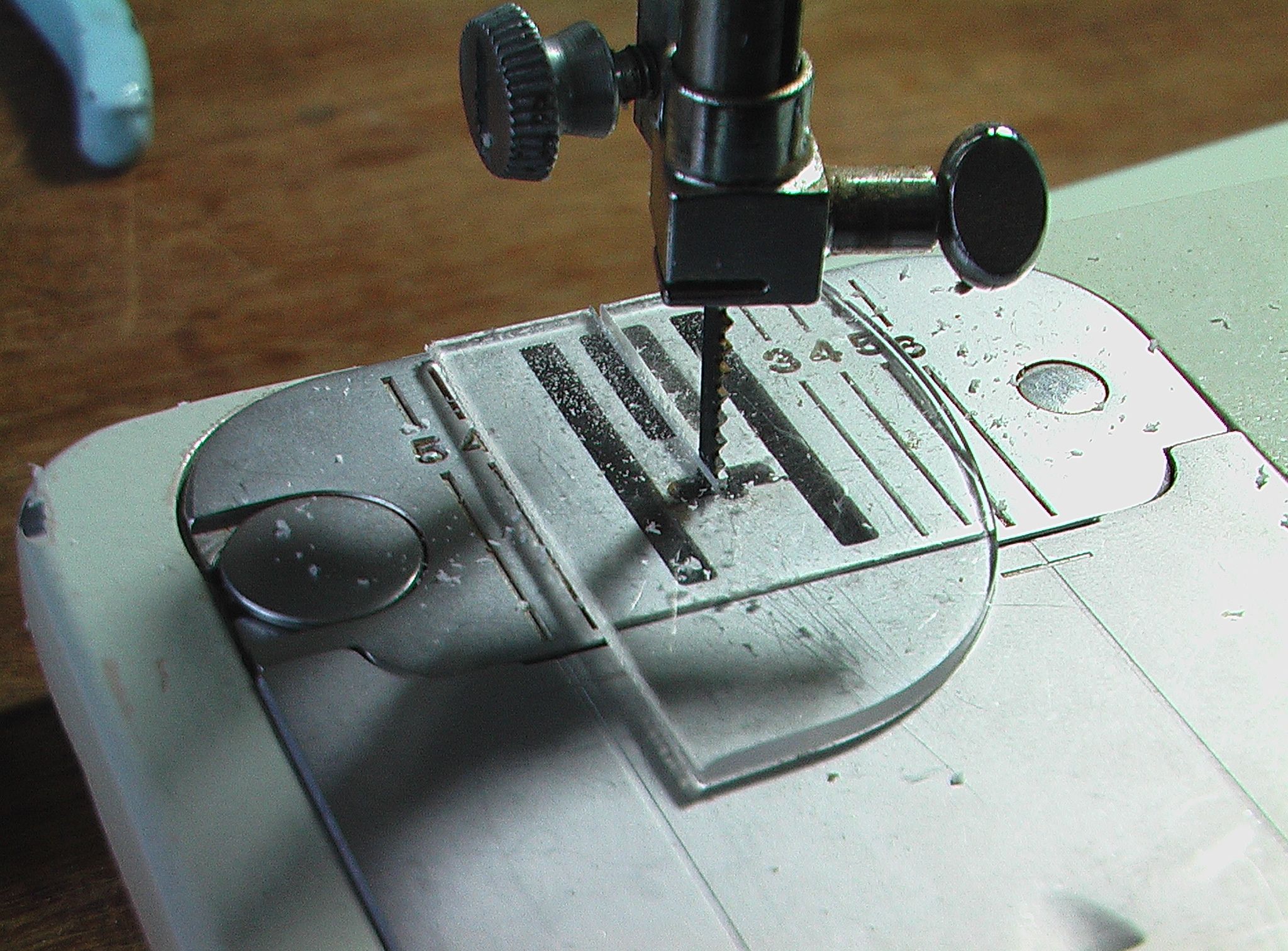 From Sewing Machine to Scroll Saw, a Christmas Tale : 9 Steps (with ...